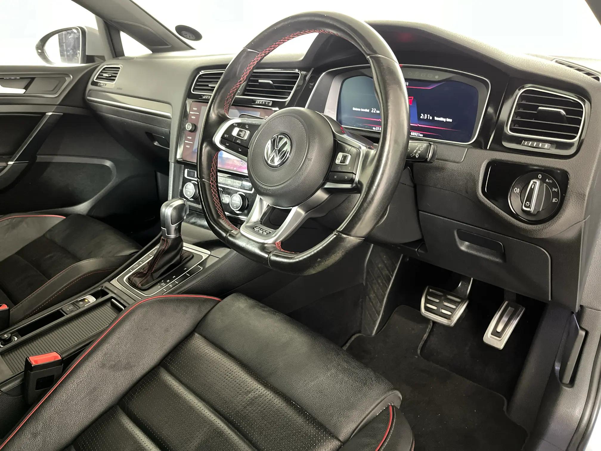 Volkswagen (VW) Golf 7 GTi 2.0 TSi DSG for sale - R 435 900 | Carfind.co.za