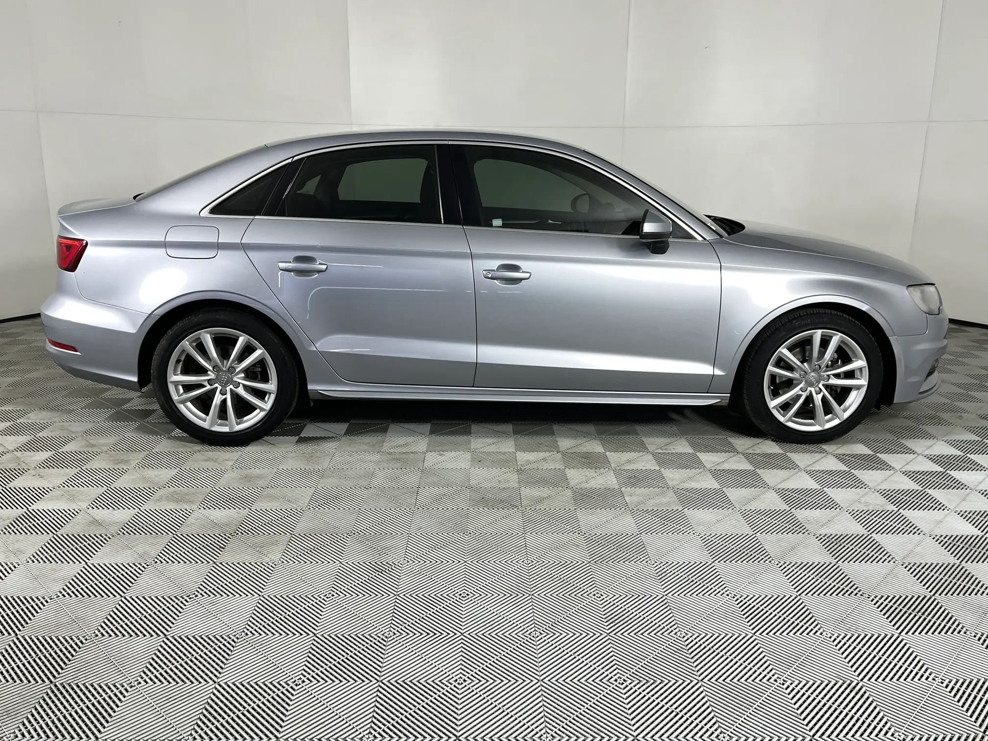 Used 2016 Audi A3 1.4T FSI SE Stronic for sale | WeBuyCars