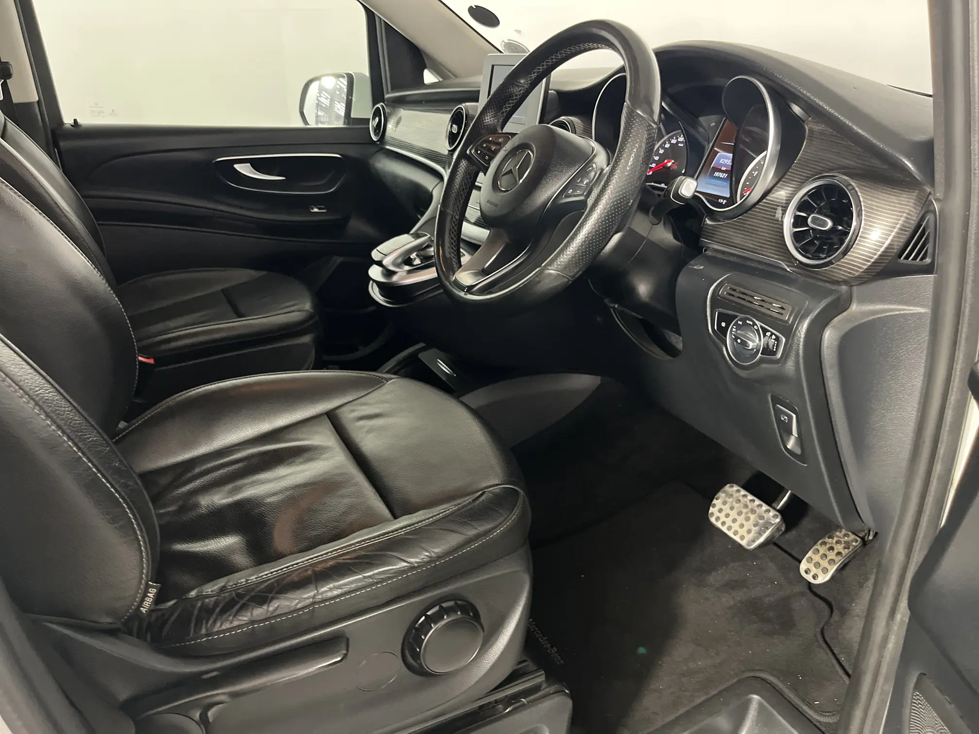 Buy a Car | Looking to buy a 2019 Mercedes-Benz Viano V200d Auto used car?