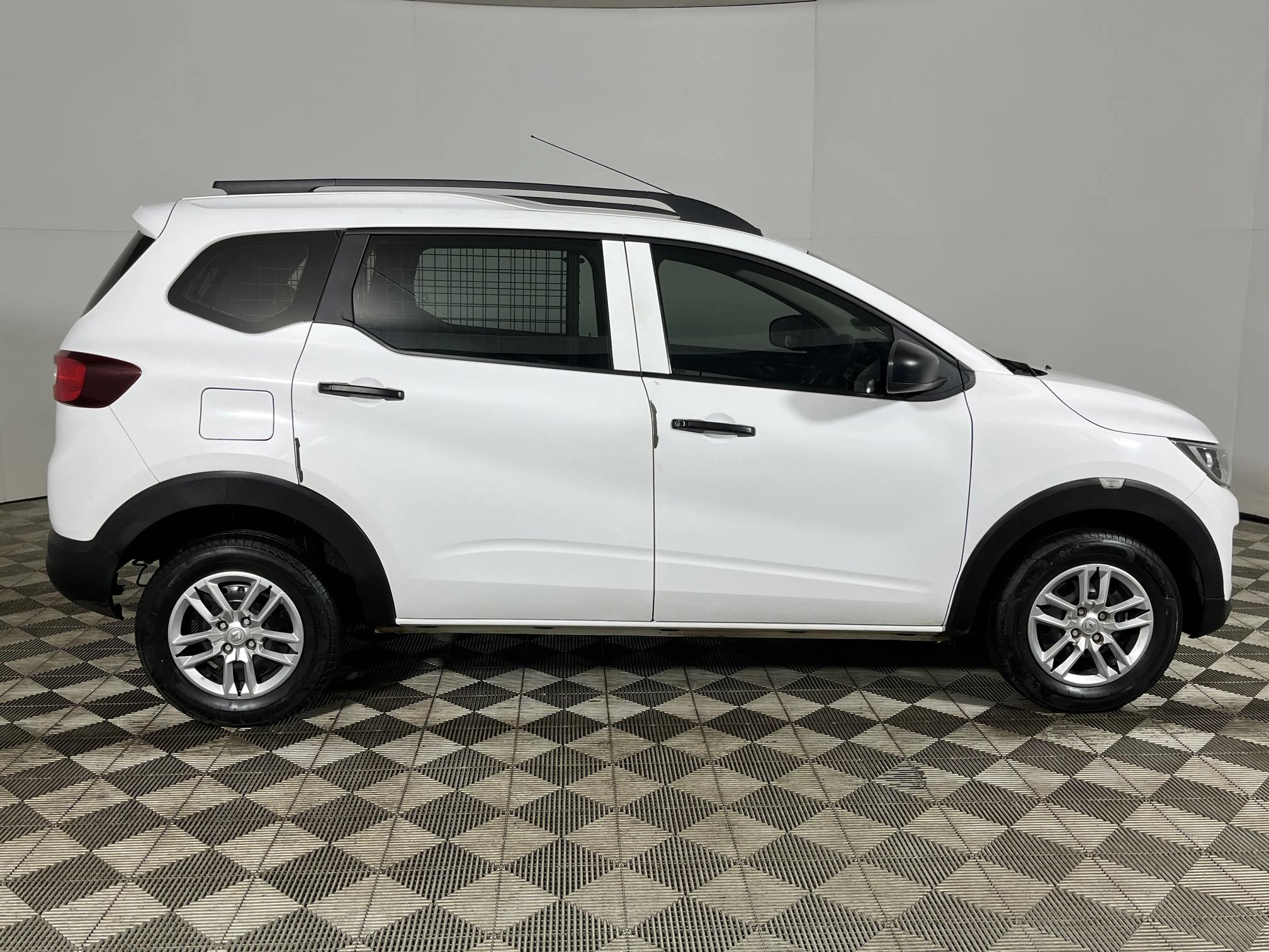 Renault Triber 1.0 Express for sale in Gauteng - Johannesburg - Carfind ...