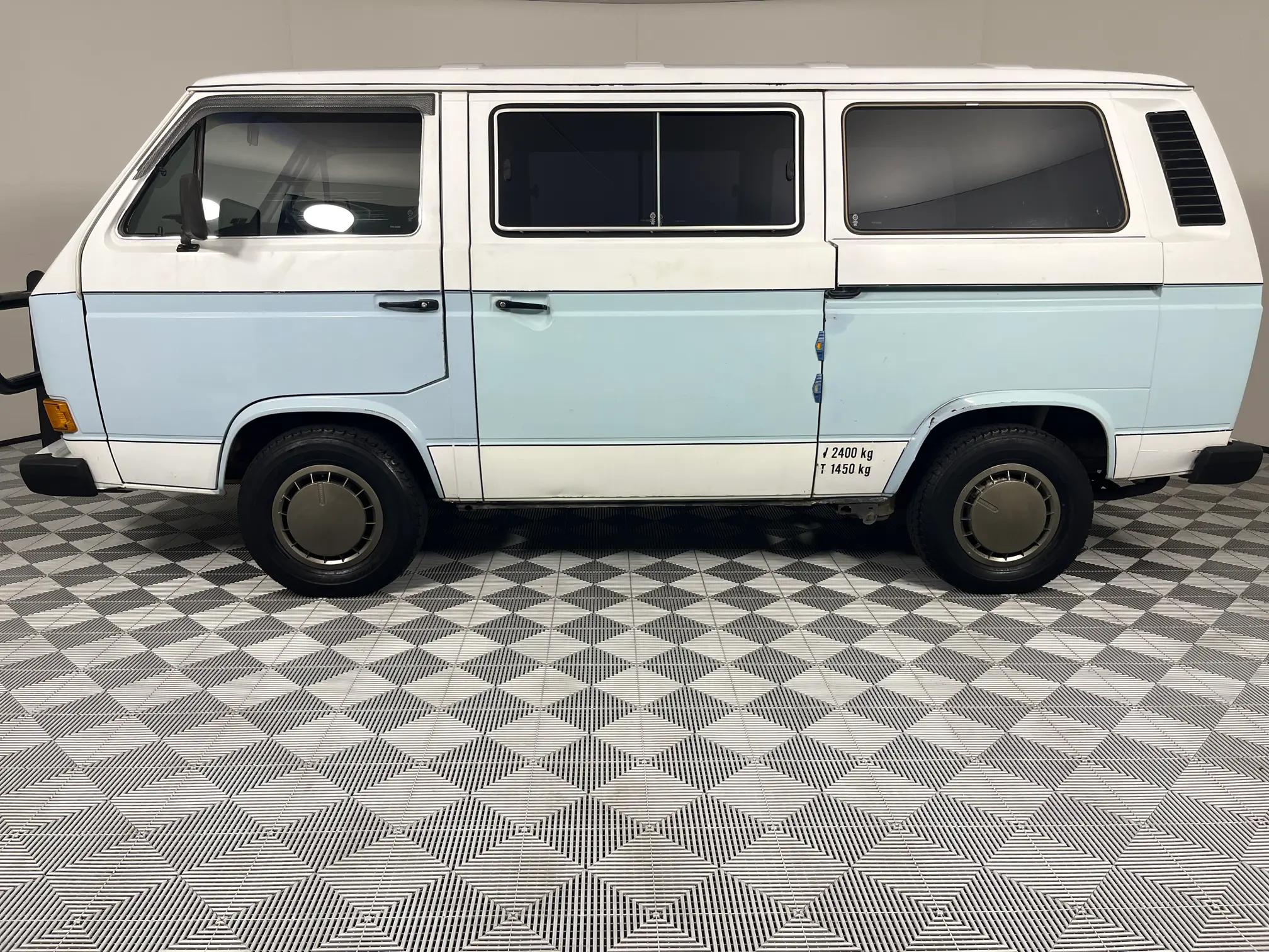 Volkswagen (VW) Microbus 2.1i for sale - R 57 900 | Carfind.co.za
