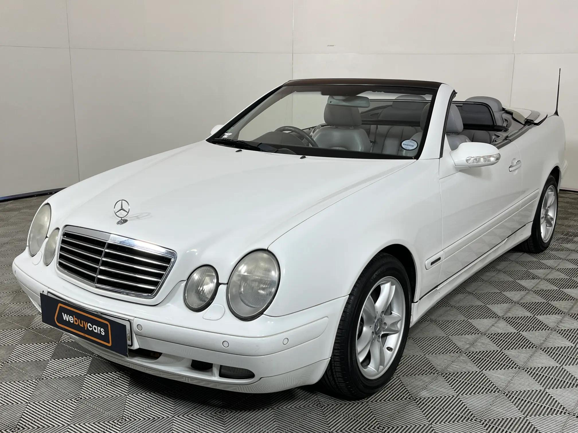 2001 Mercedes-Benz CLK Class Coupe CLK 320 Elegance Convertible Auto