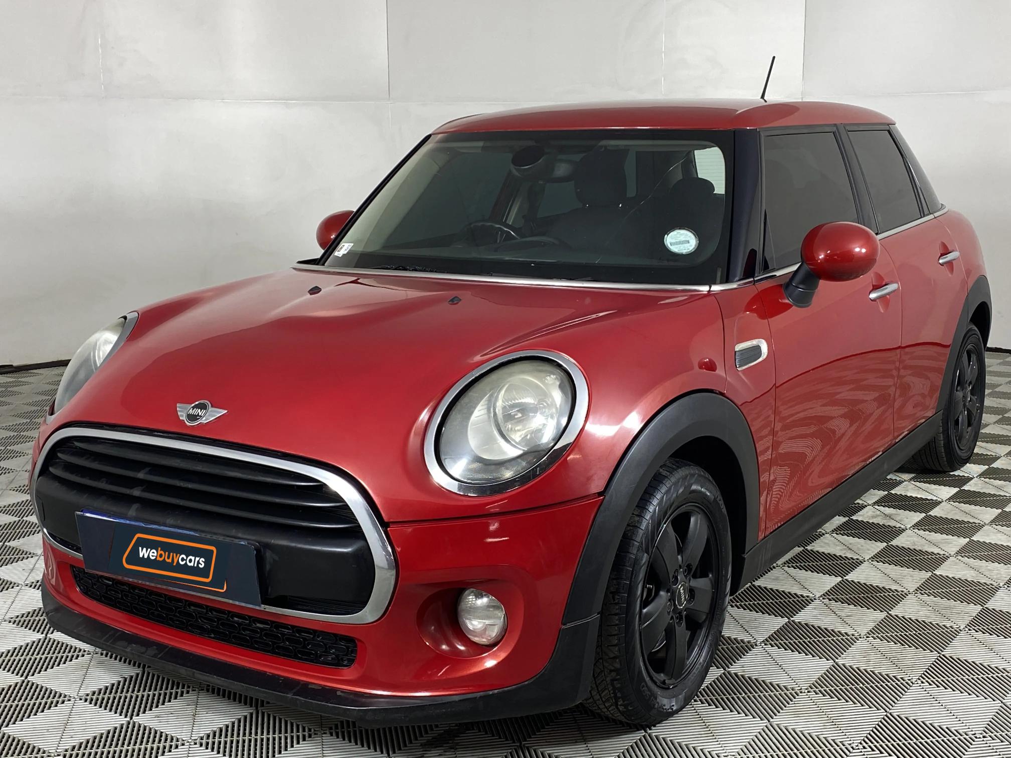 MINI Cooper (100 kW) 5 Door Auto (XS52) for sale in Gauteng ...