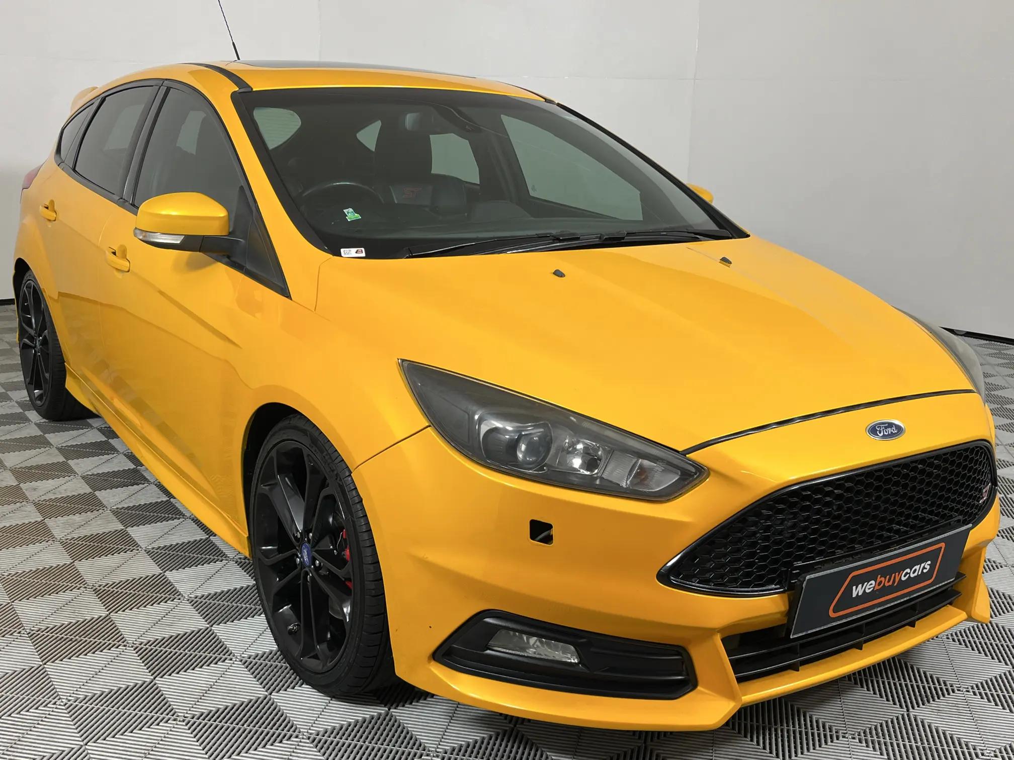 Ford Focus 2.0 Ecoboost ST3 5 Door for sale - R 165 900 | Carfind.co.za