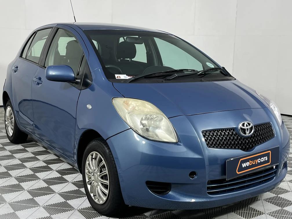 Toyota Yaris T3 Hatch Back A/C for sale in Eastern Cape - Port ...