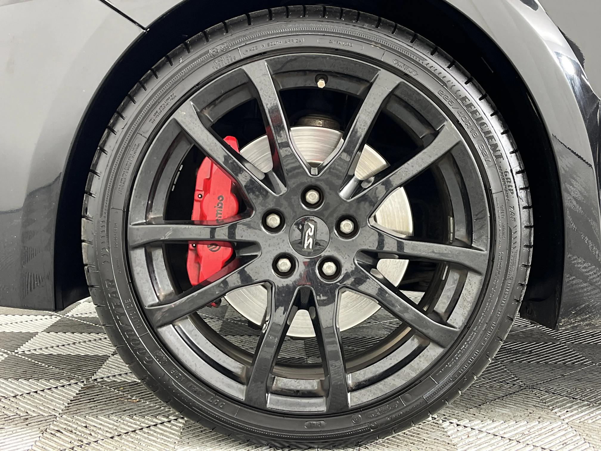 Renault Clio III 2.0 RS Red Bull Edition for sale in Gauteng ...