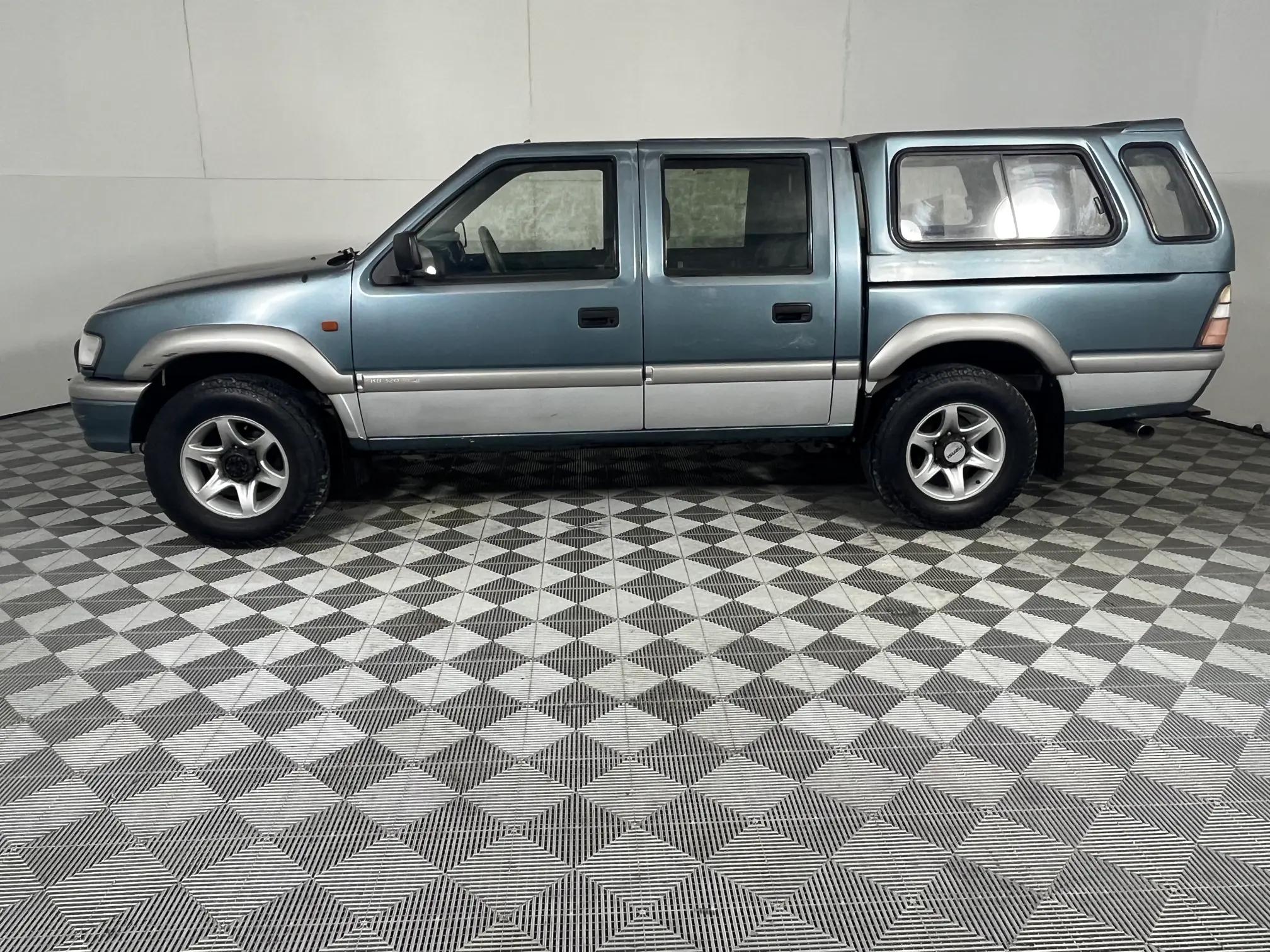 Isuzu KB 320 LX Double Cab 4x4 for sale - R 46 900 | Carfind.co.za