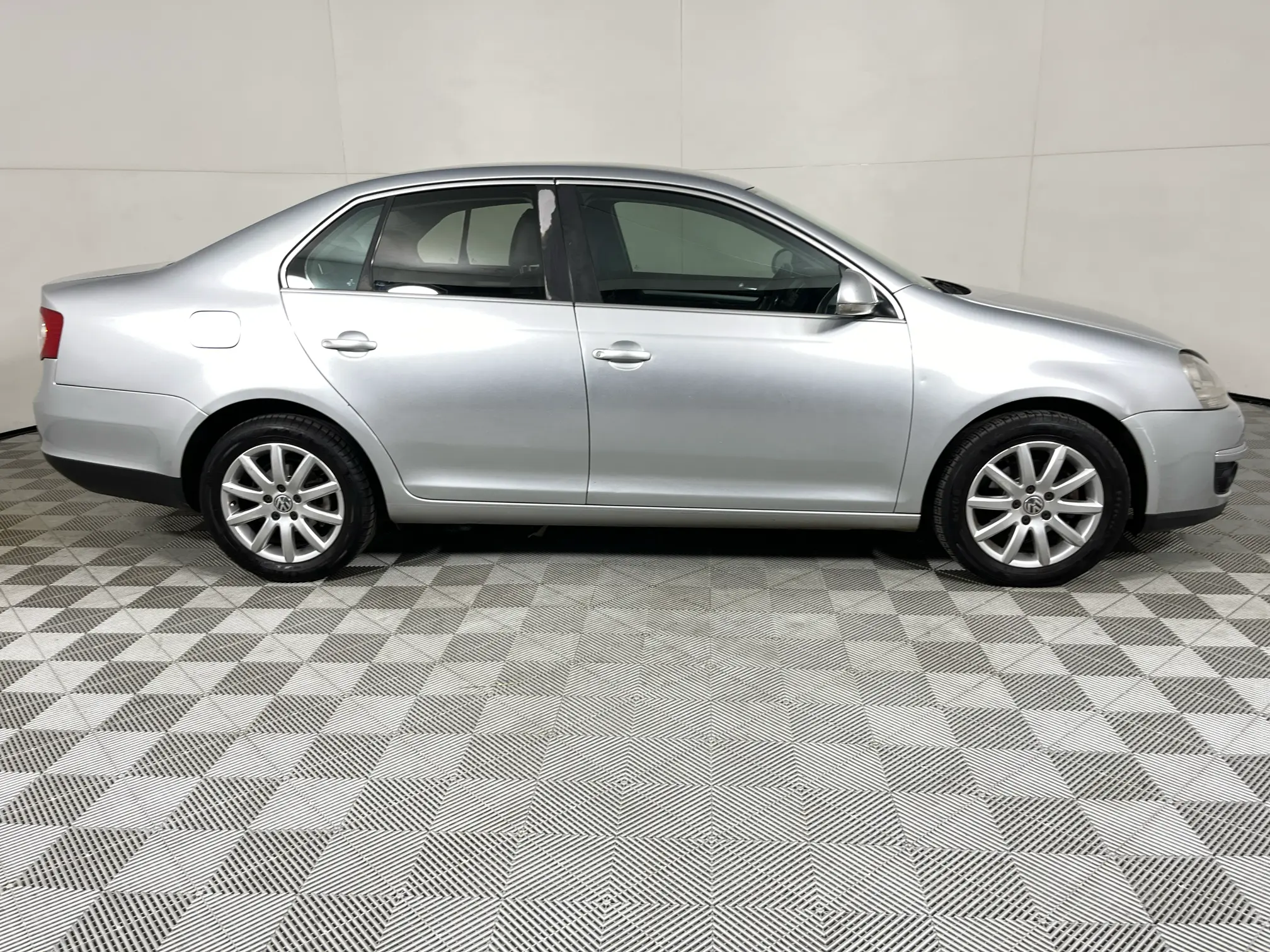 Used 2007 Volkswagen Jetta 5 1.9 TDI Comfortline DSG for sale | WeBuyCars