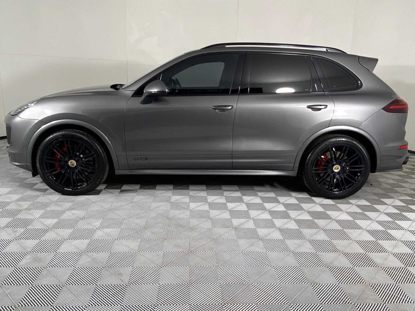 Used 2016 Porsche Cayenne GTS TIP (E2 II) for sale | WeBuyCars
