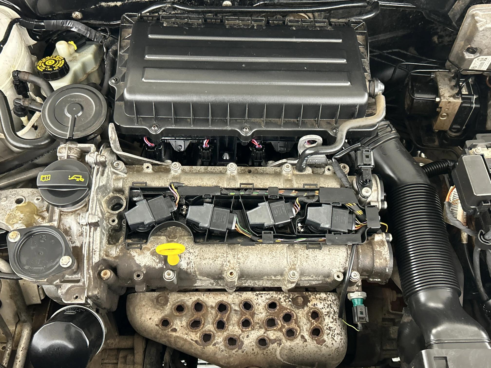 Volkswagen (VW) Polo Vivo 1.6 Hatch Maxx 5 Door for sale in Gauteng ...