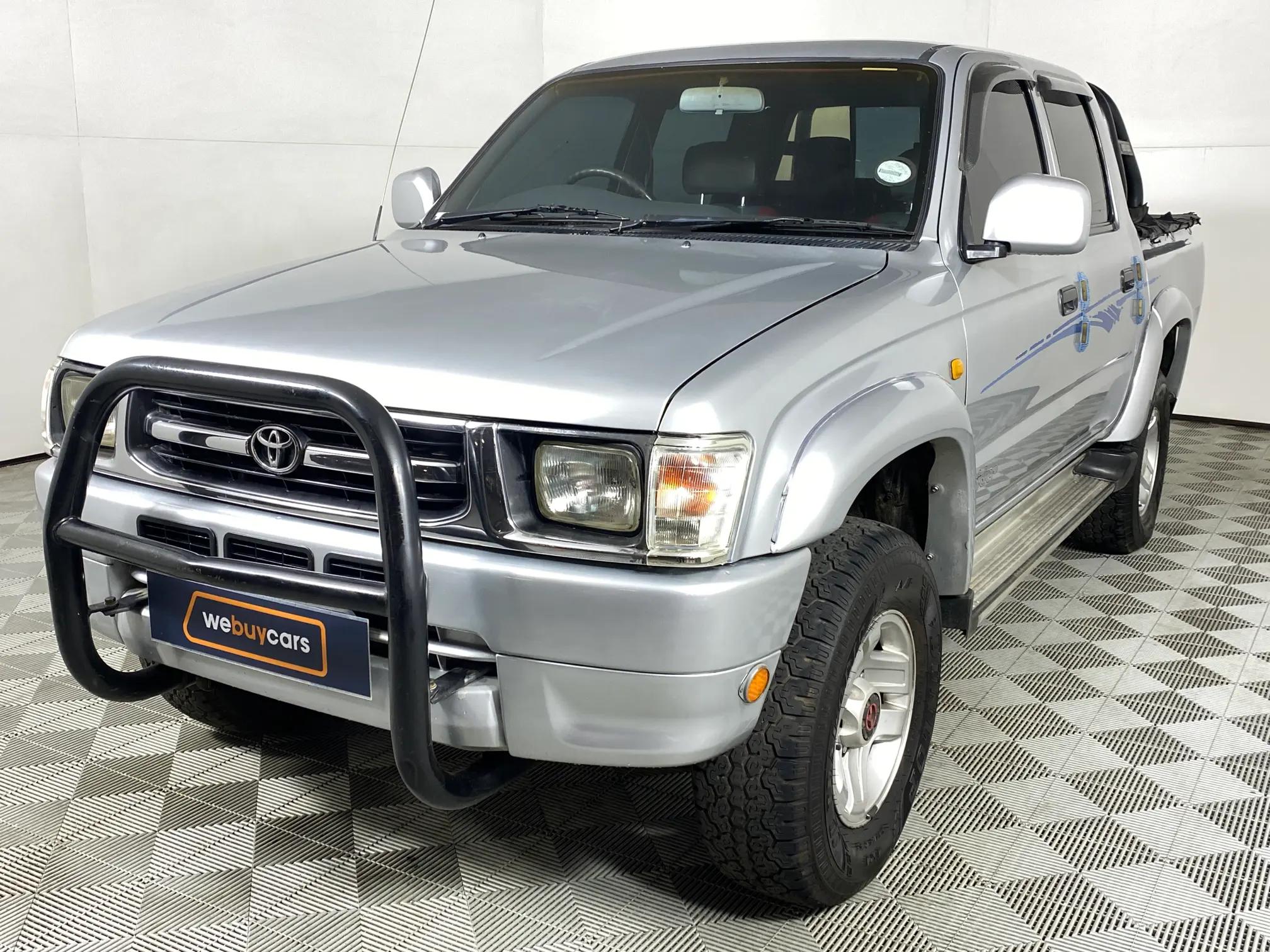 Toyota Hilux 3000 KZ-TE Raider 4X4 Double Cab for sale in KZN - Durban ...