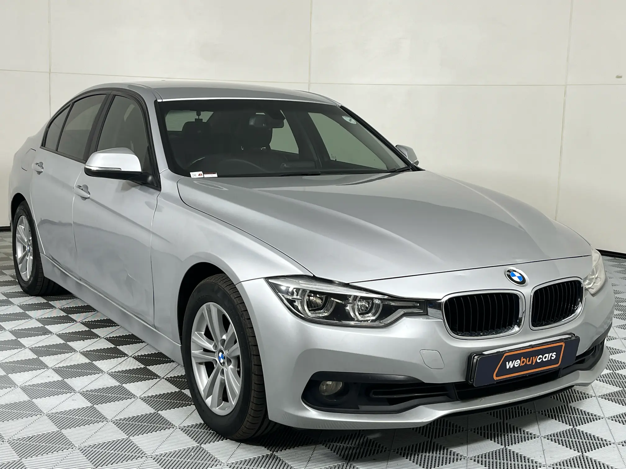 Used 2016 BMW 3 Series 320i Luxury Line Auto (F30) for sale | WeBuyCars