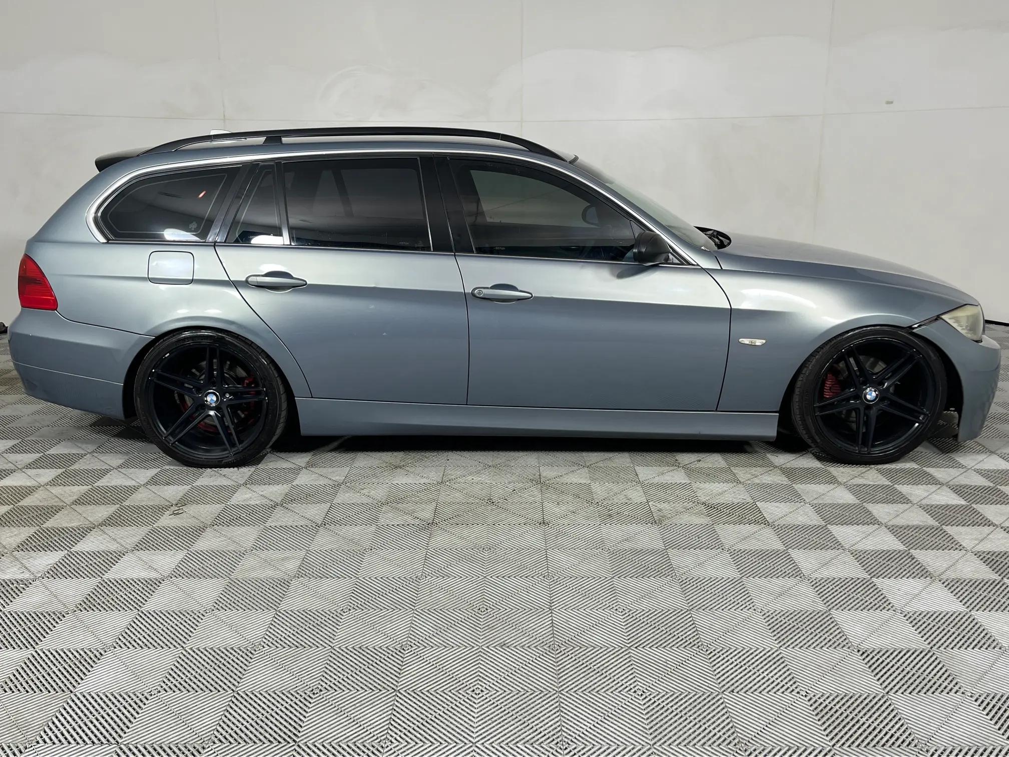 BMW 325i (E91) Touring Auto for sale - R 51 900 | Carfind.co.za