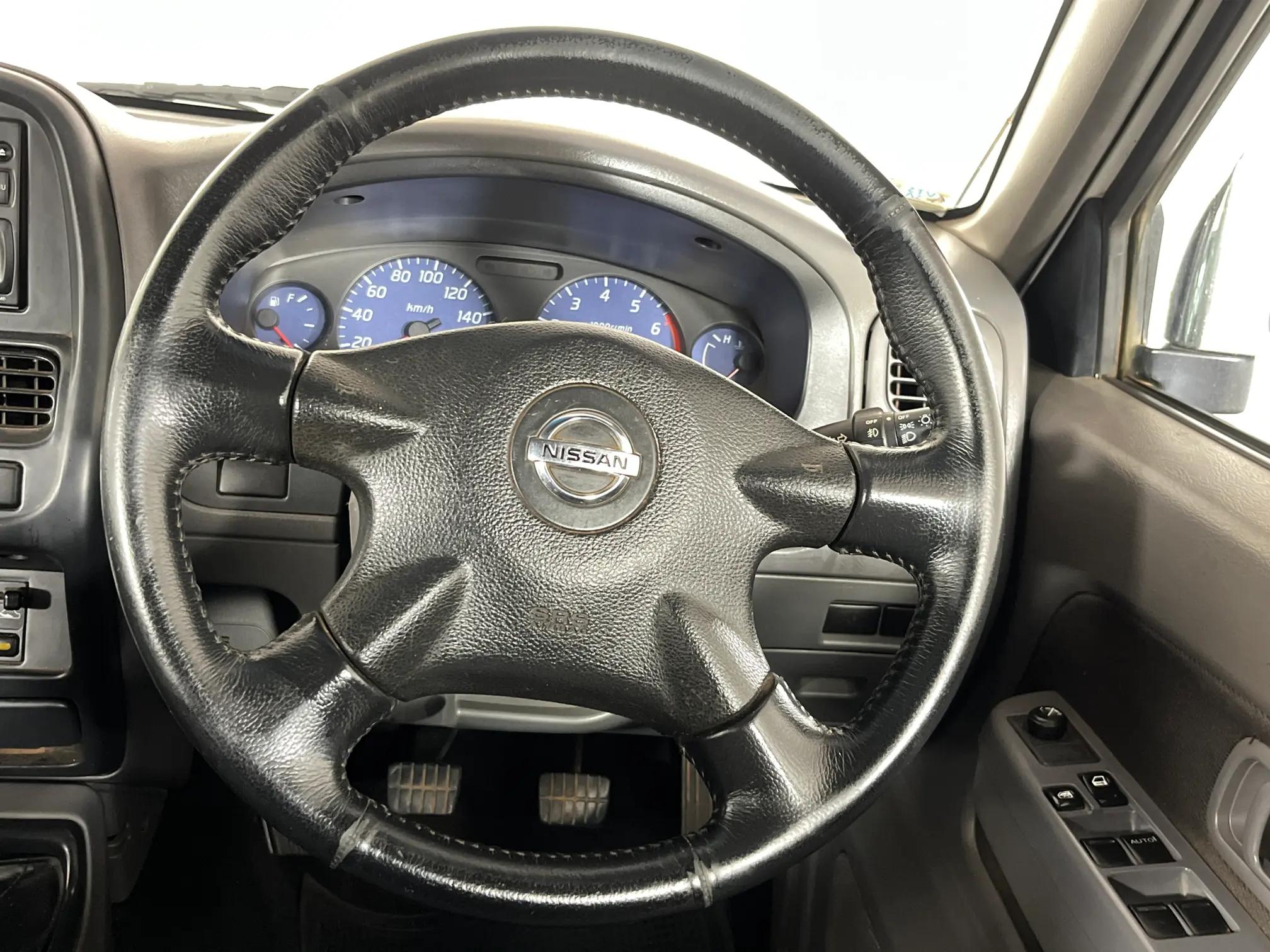 Nissan Hardbody NP300 2.4i 4X4 Double Cab for sale - R 145 900 ...