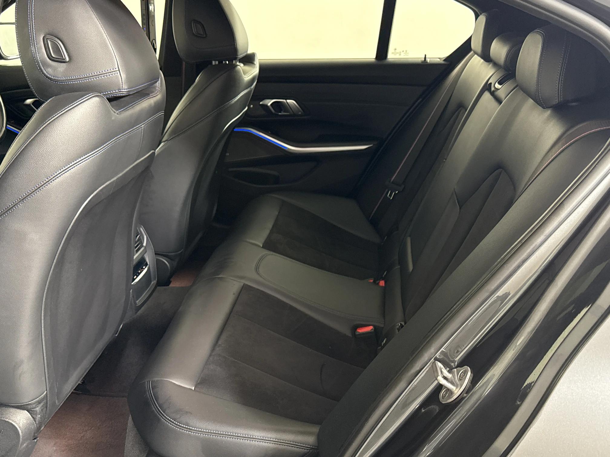 BMW 320i (G20) M-Sport Auto for sale in Gauteng - Centurion - Carfind ...