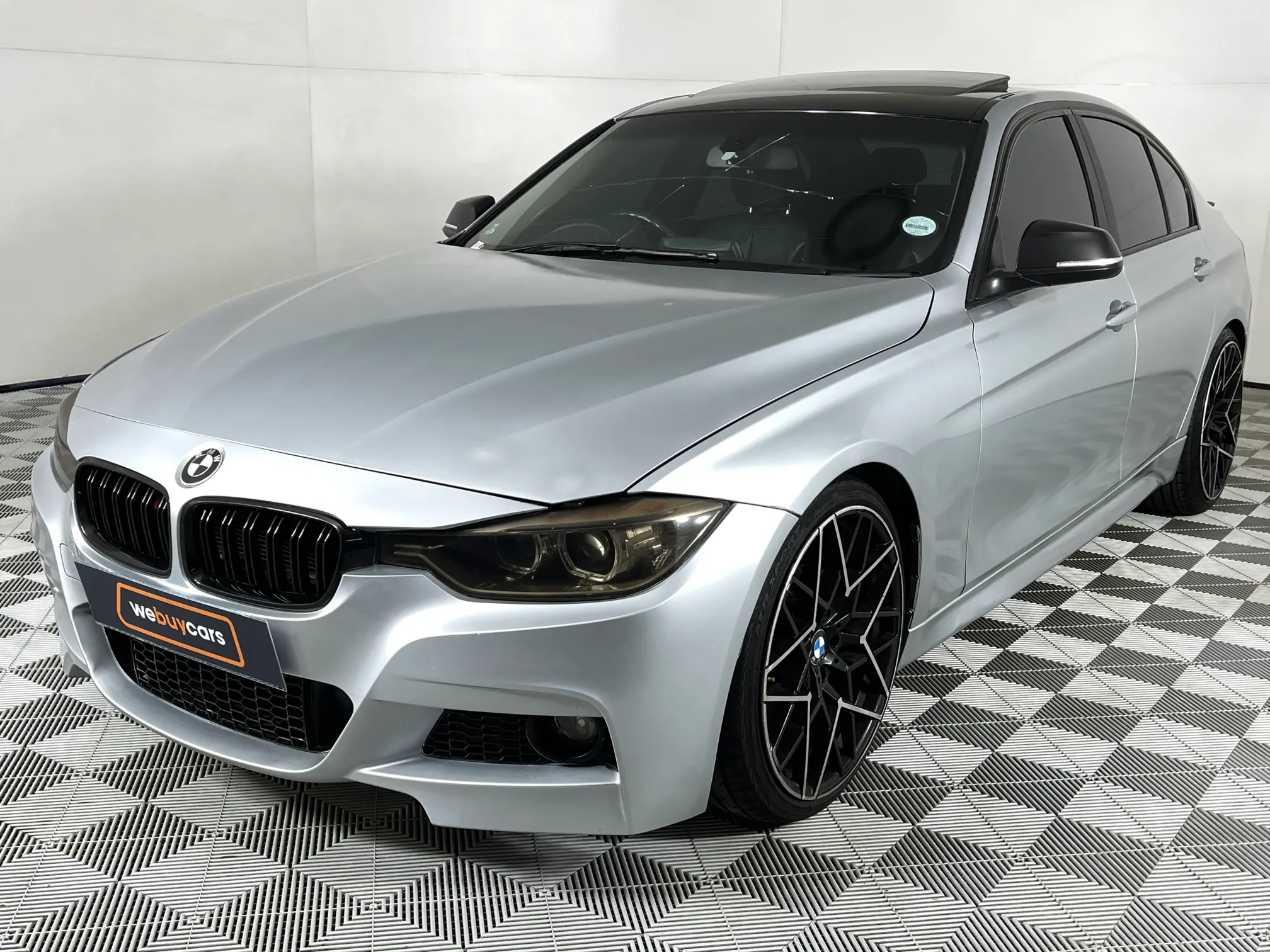 Used 2013 BMW 3 Series 320i Auto (F30) for sale | WeBuyCars