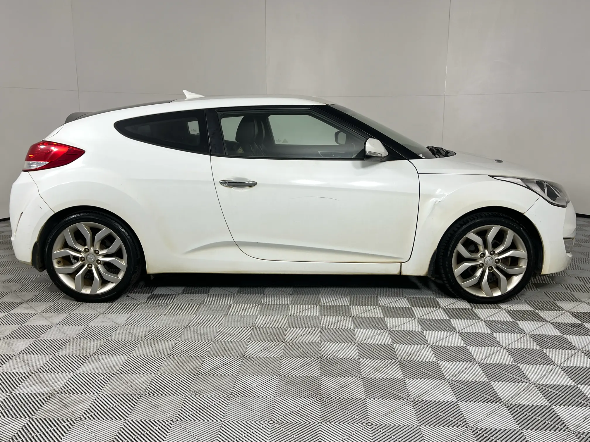 Used 2014 Hyundai Veloster 1.6 GDI Executive for sale | WeBuyCars