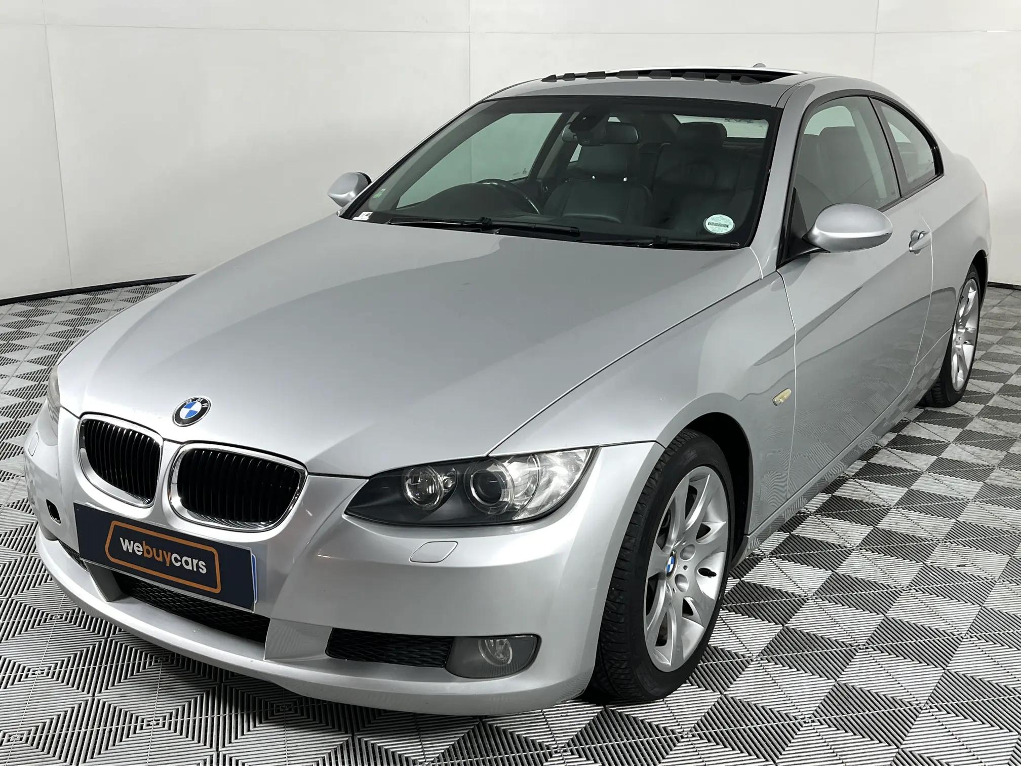 BMW 320i (E92) Coupe for sale - R 84 900 | Carfind.co.za