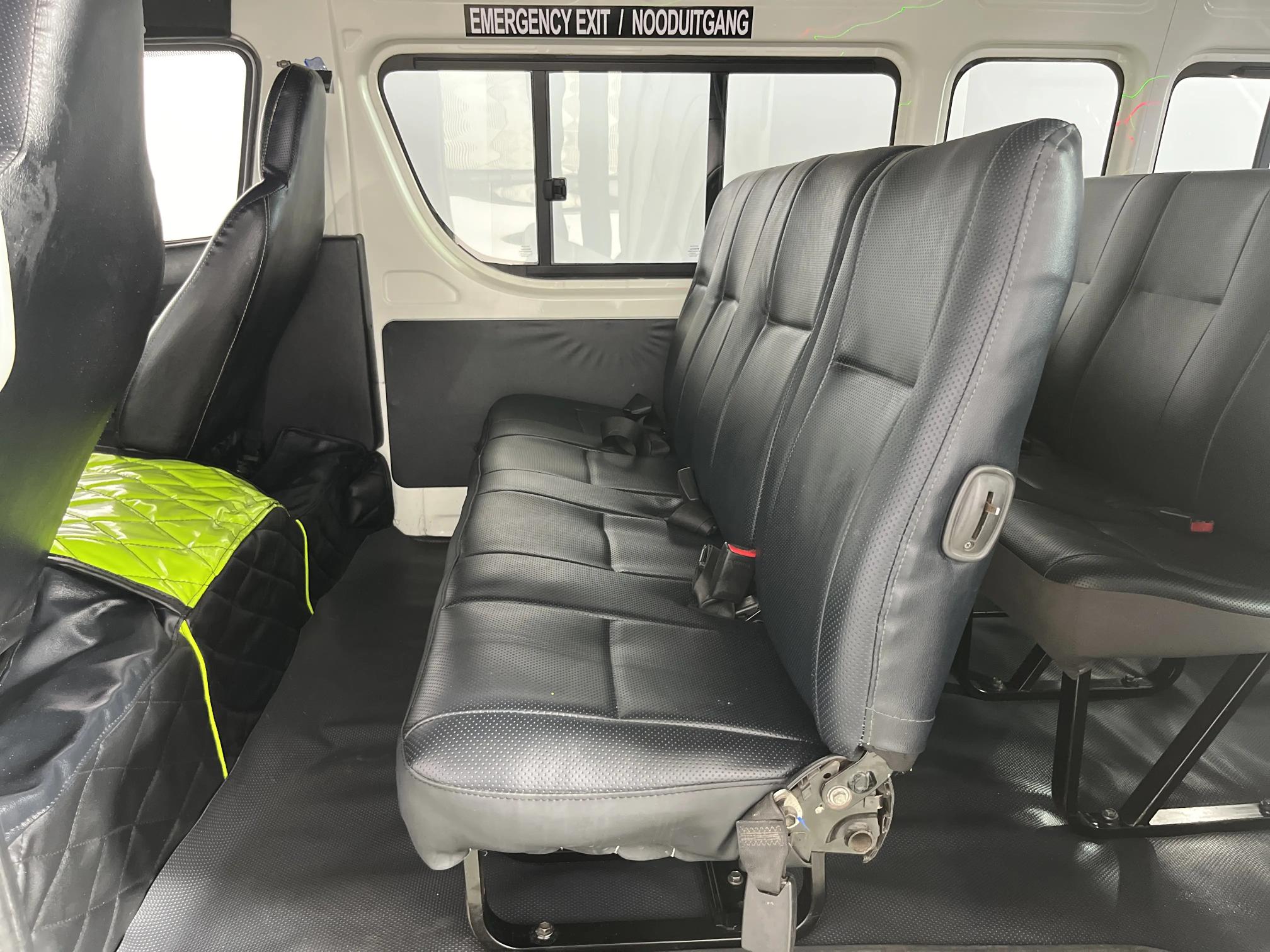 Toyota Quantum HIACE 2.5 D-4D Sesfikile 16 Seat for sale in Gauteng ...