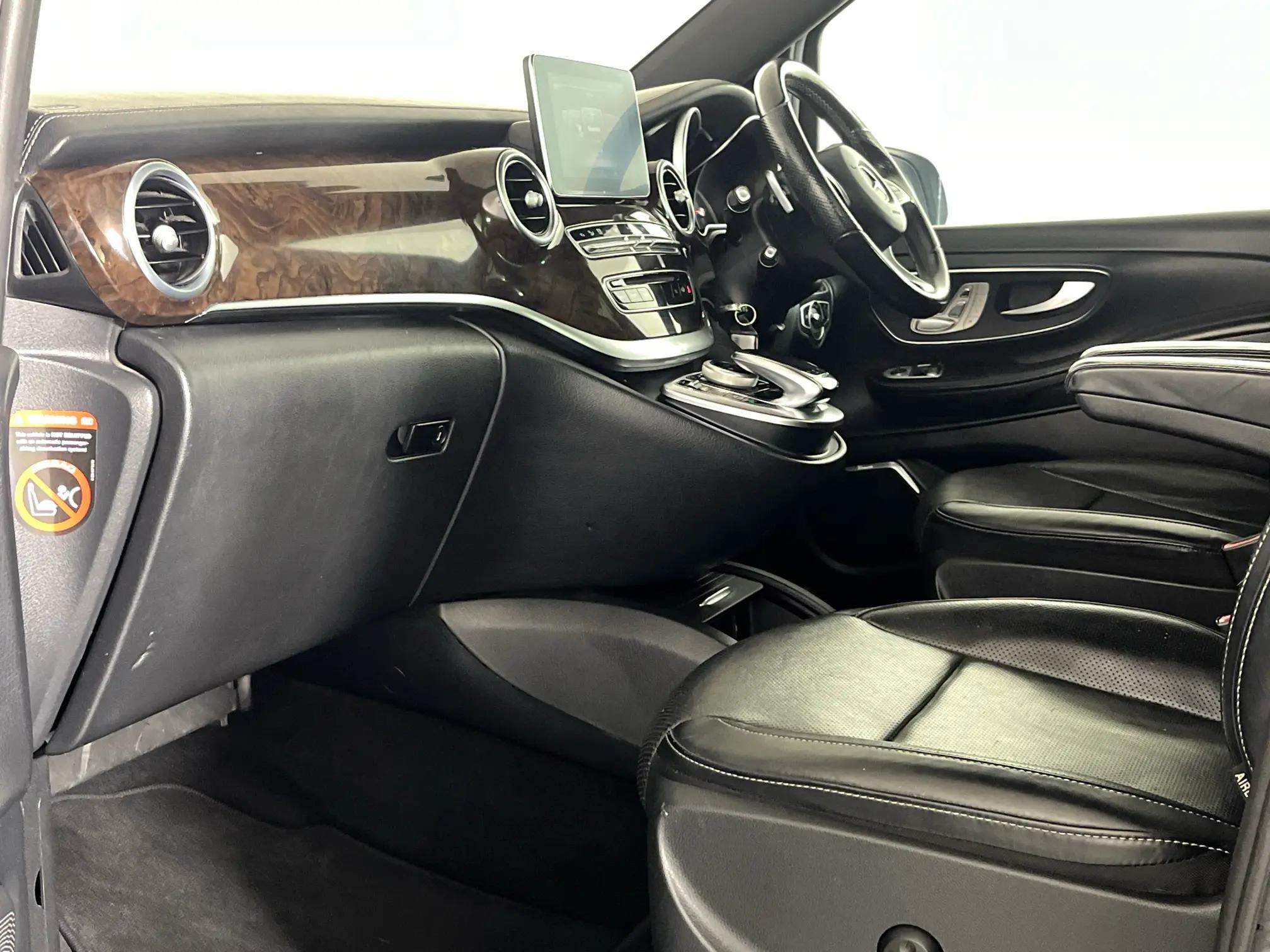 Mercedes Benz V250 Bluetec Avantgarde Auto for sale - R 889 900 ...