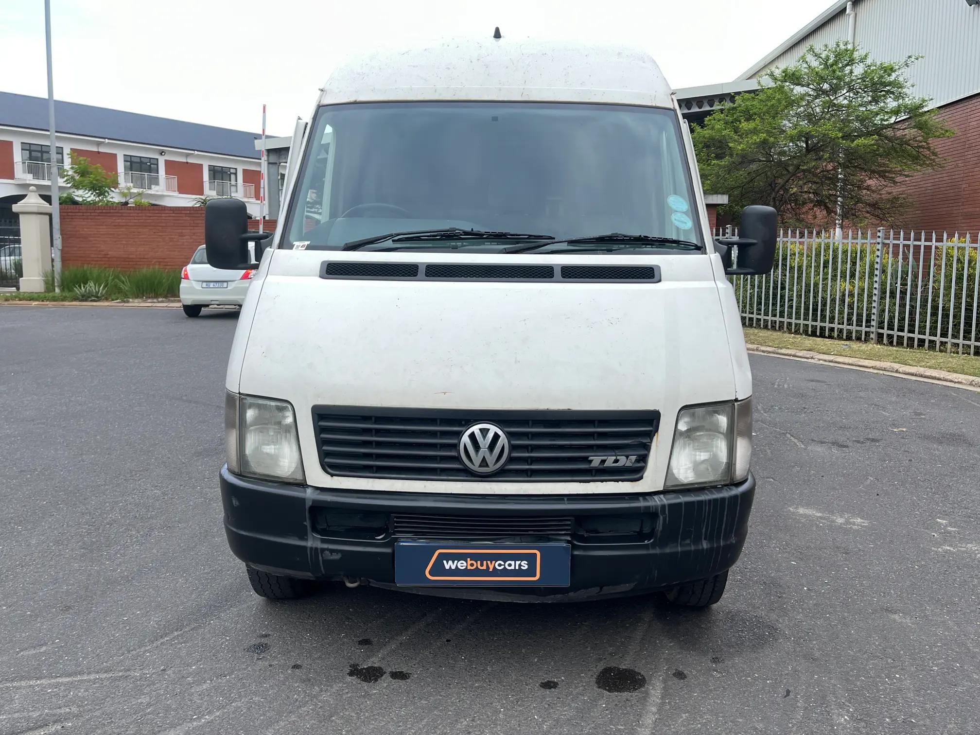 Volkswagen (VW) LT46 2.5 TDi High Roof for sale - R 54 900 | Carfind.co.za