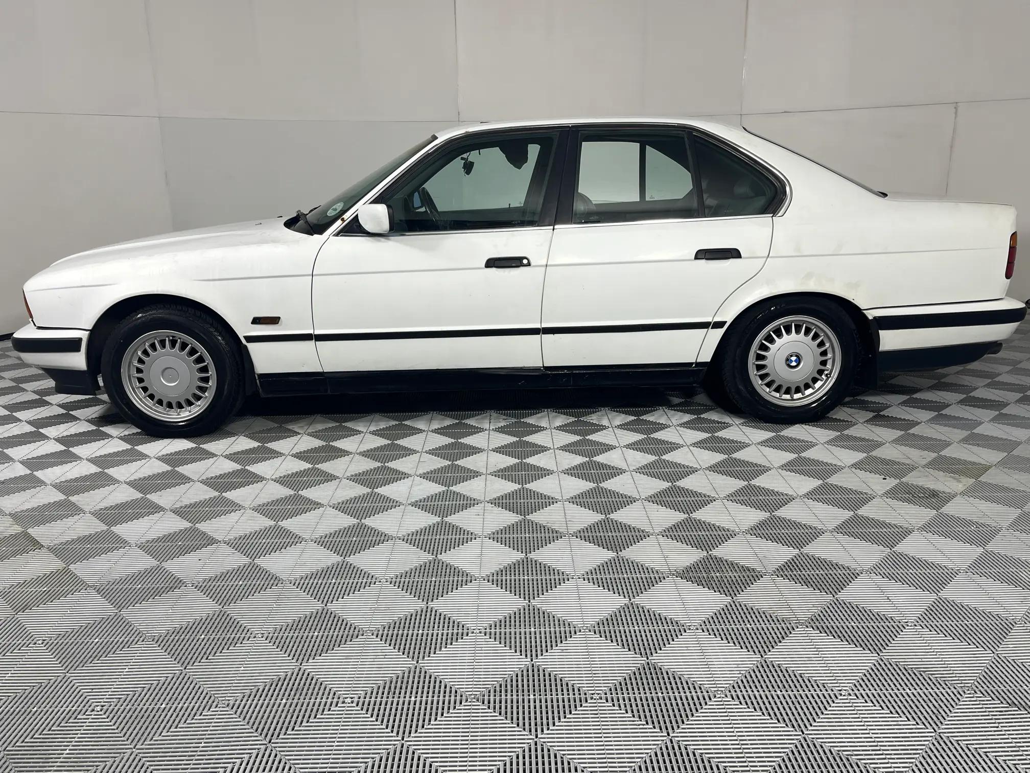 BMW 530i (E34) Auto for sale - R 25 900 | Carfind.co.za