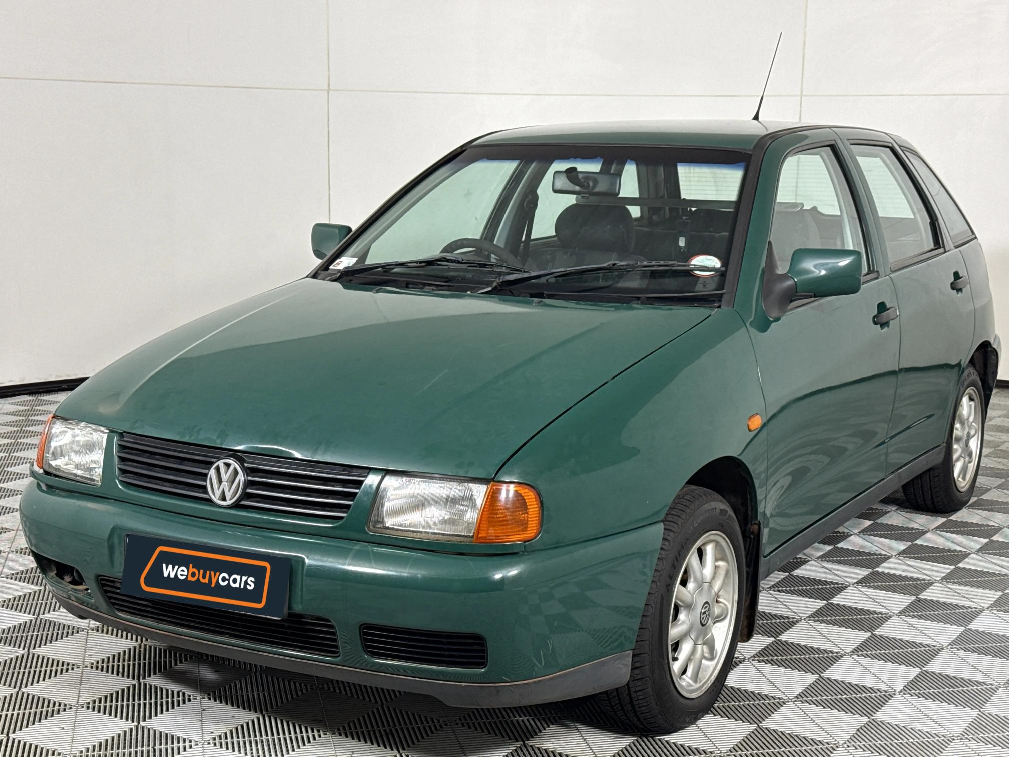 Volkswagen (VW) Polo Playa 1.8 for sale in Gauteng - Centurion ...