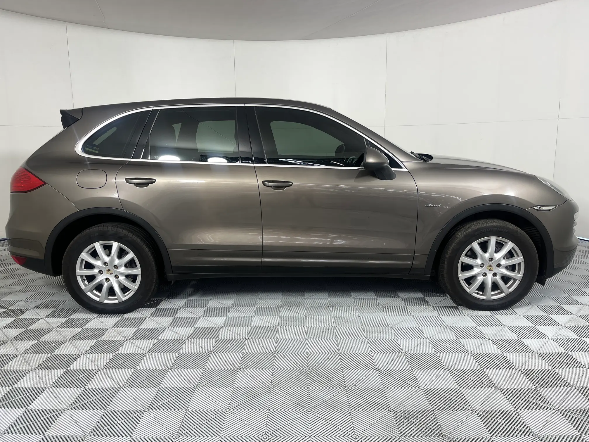 Used 2011 Porsche Cayenne Diesel Tiptronic (E2) for sale | WeBuyCars