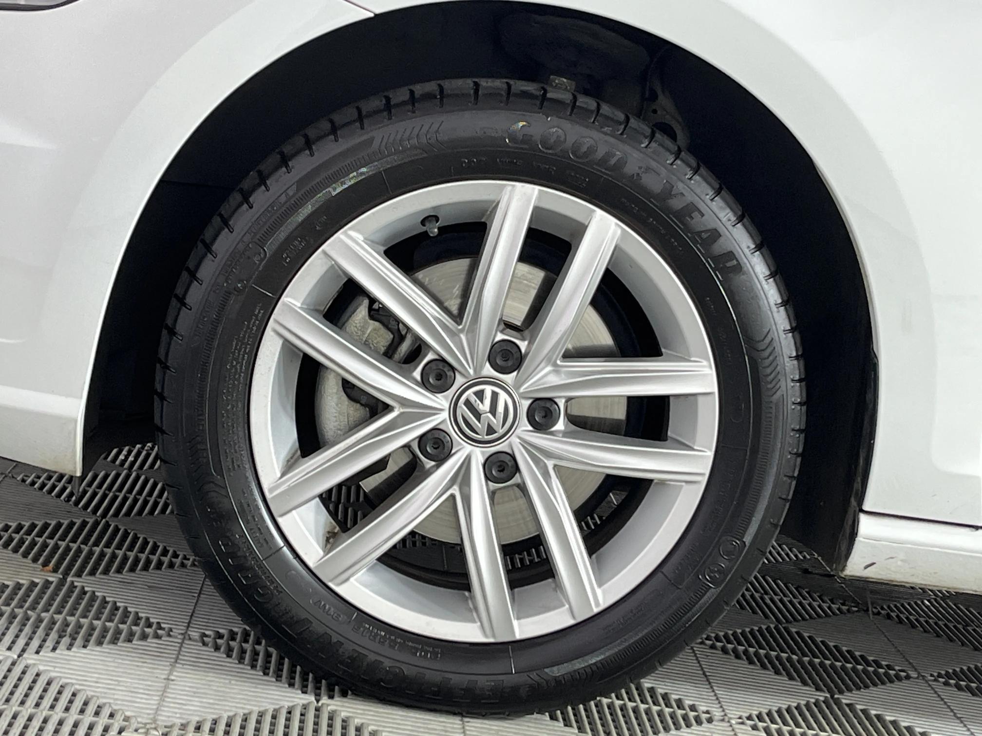 Volkswagen (VW) Golf 7 1.4 TSi (92 kW) Comfortline DSG for sale in ...