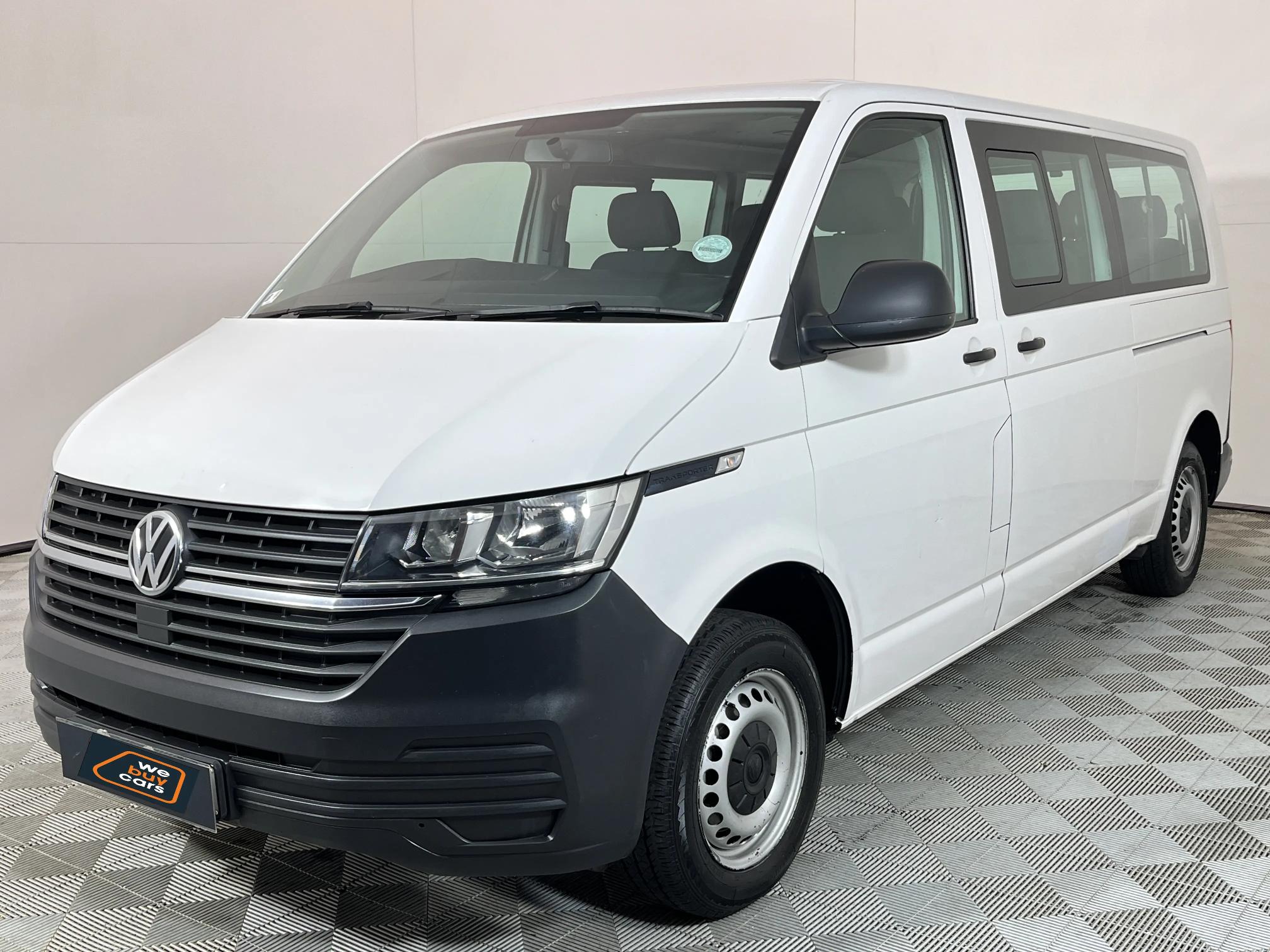 Volkswagen (VW) Transporter T6.Crew Bus 2.0 TDi (81kW) LWB (10 Seater ...
