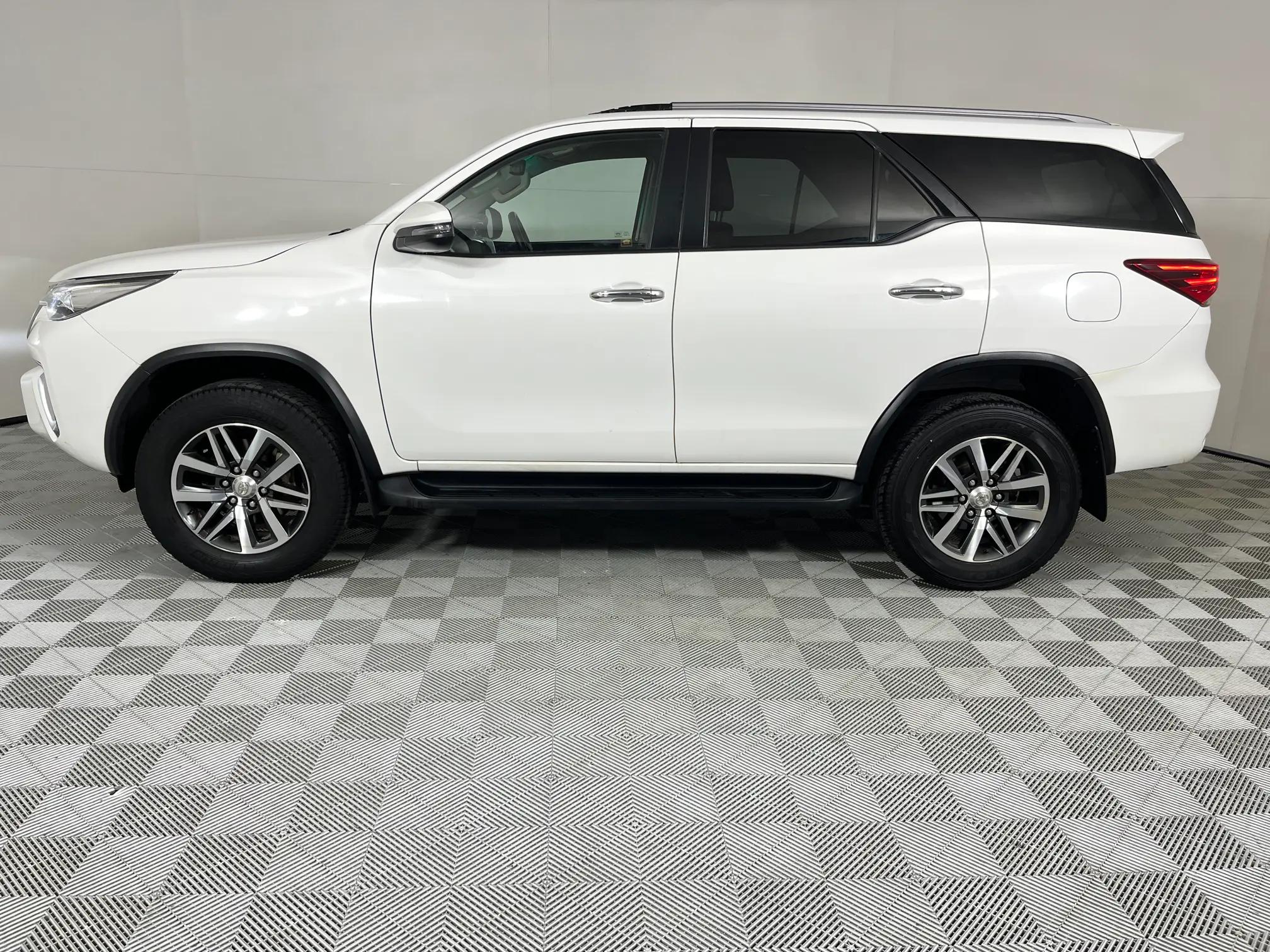 Toyota Fortuner IV 2.8 GD-6 4X4 Auto for sale - R 467 900 | Carfind.co.za