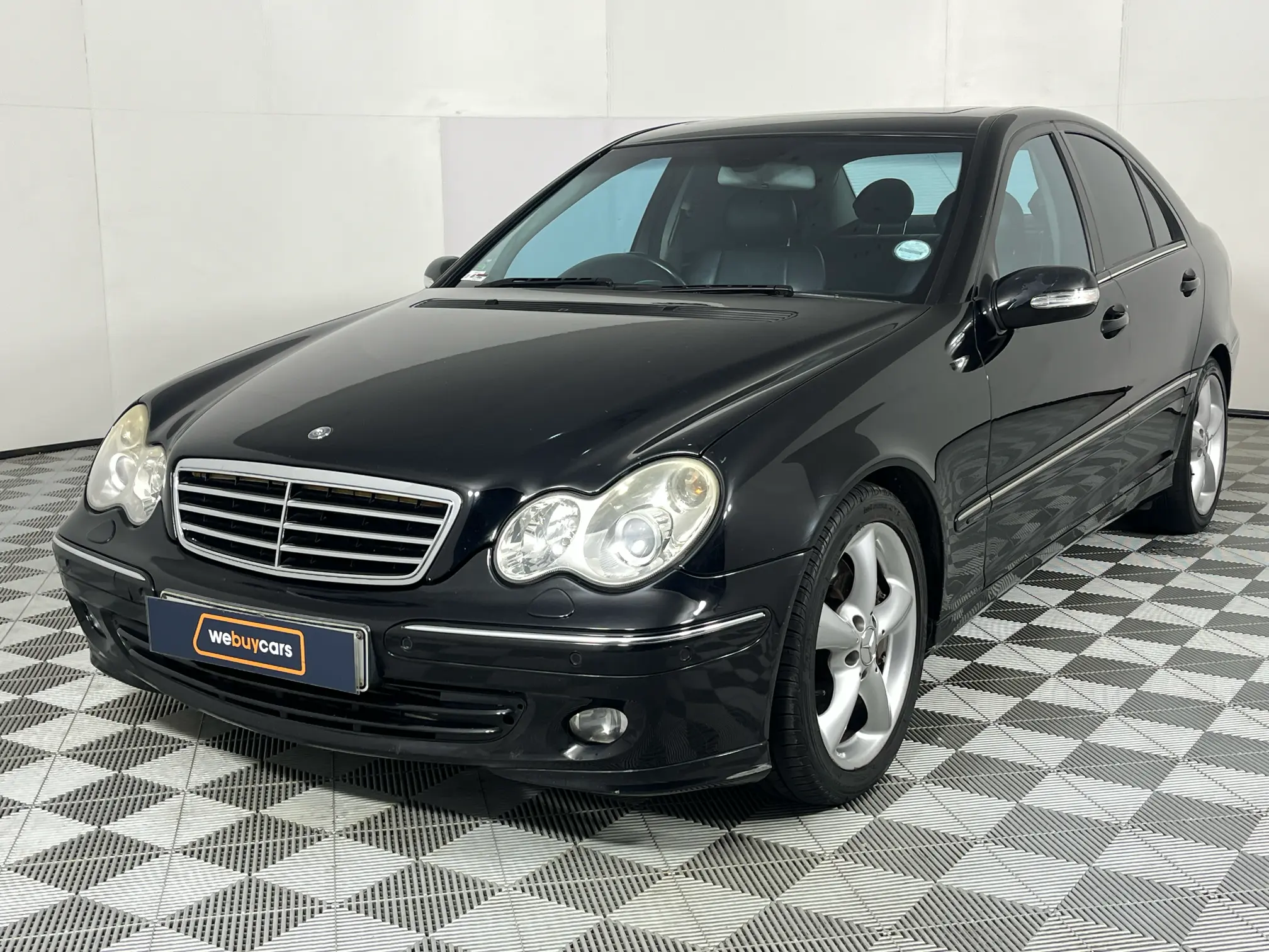Used 2005 Mercedes-Benz C Class Sedan C180k Avantgarde Auto for sale | WeBuyCars