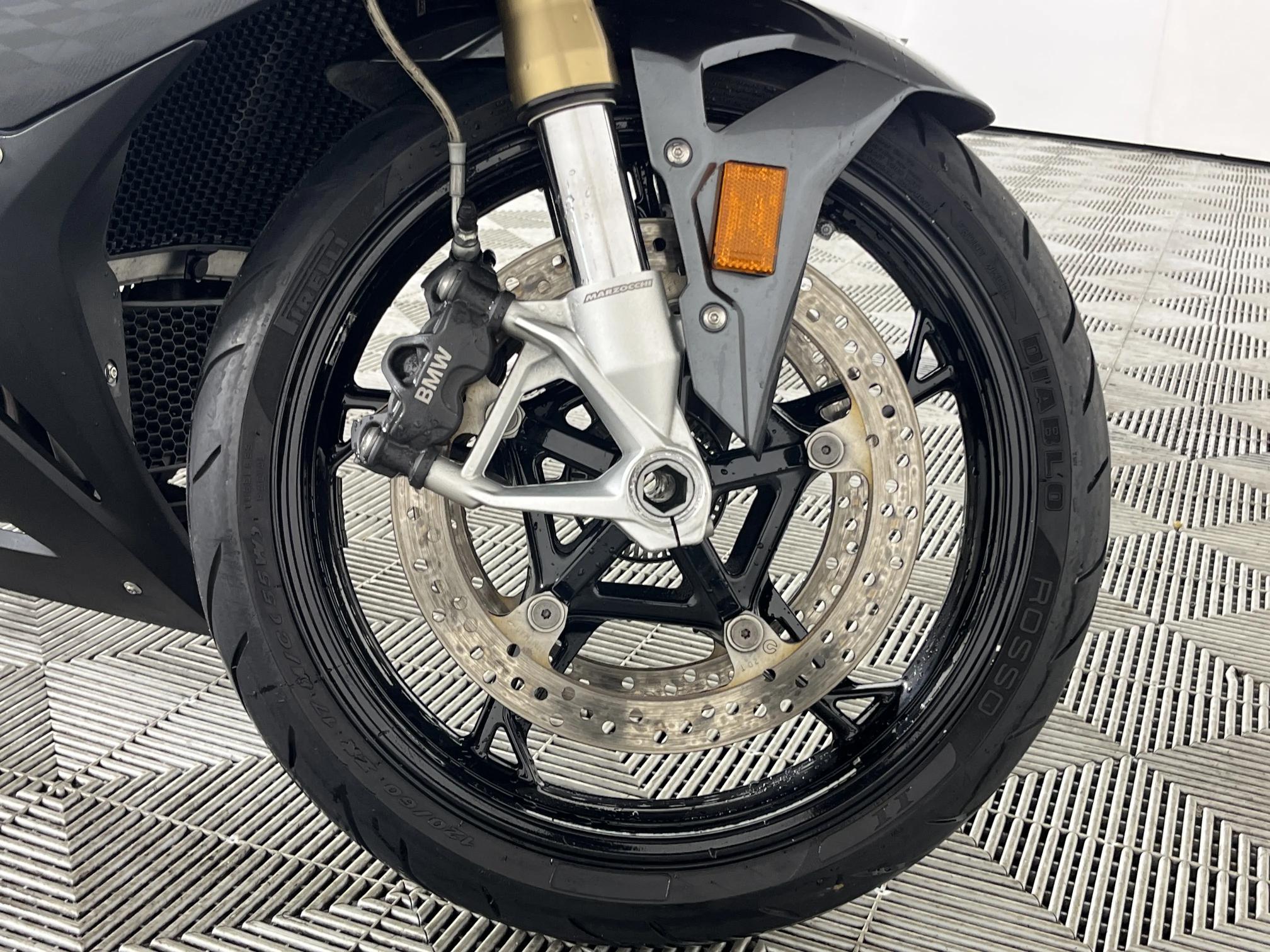 BMW S1000RR (152 kW) for sale in Western Cape - Cape Town - Carfind.co ...