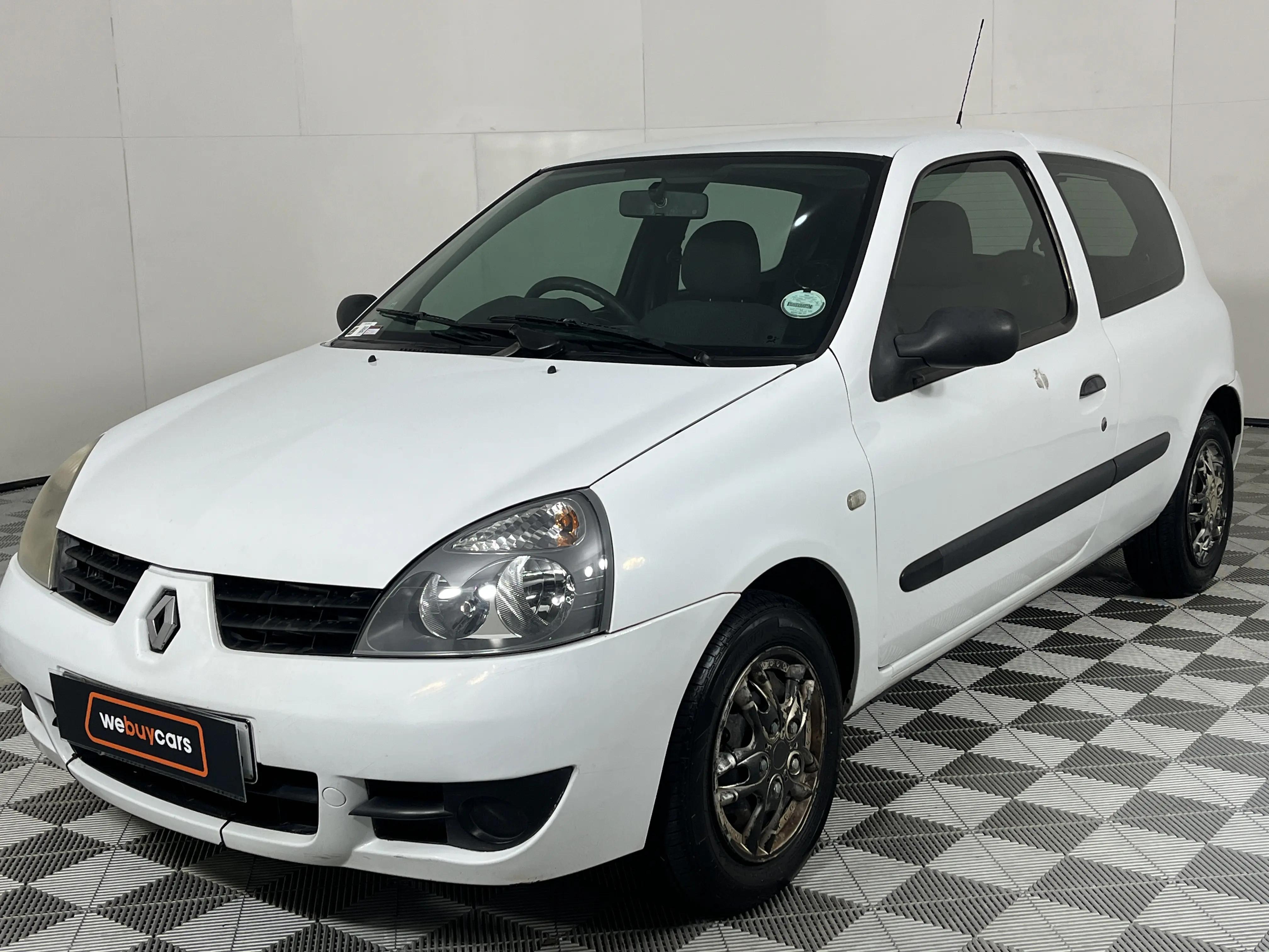 Renault Clio II 1.2 Va Va Voom 3 Door for sale in Eastern Cape - Port ...