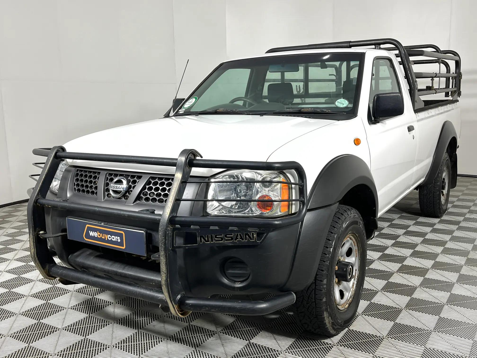 Nissan Hardbody NP300 2.4i LWB 4x4 Single Cab for sale in Eastern Cape ...