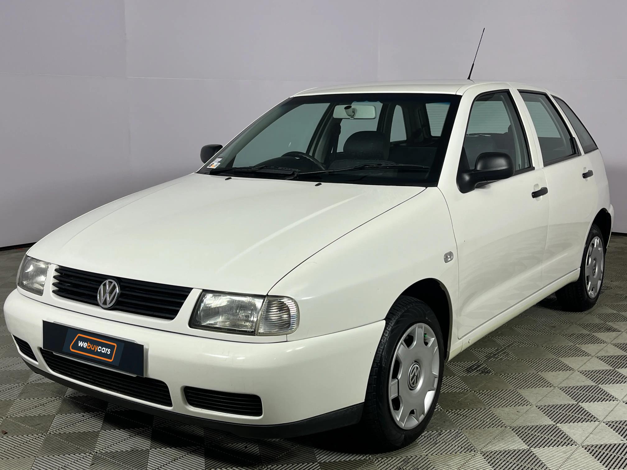 Volkswagen (VW) Polo Playa 1.6 for sale in KZN - Durban - Carfind.co.za ...