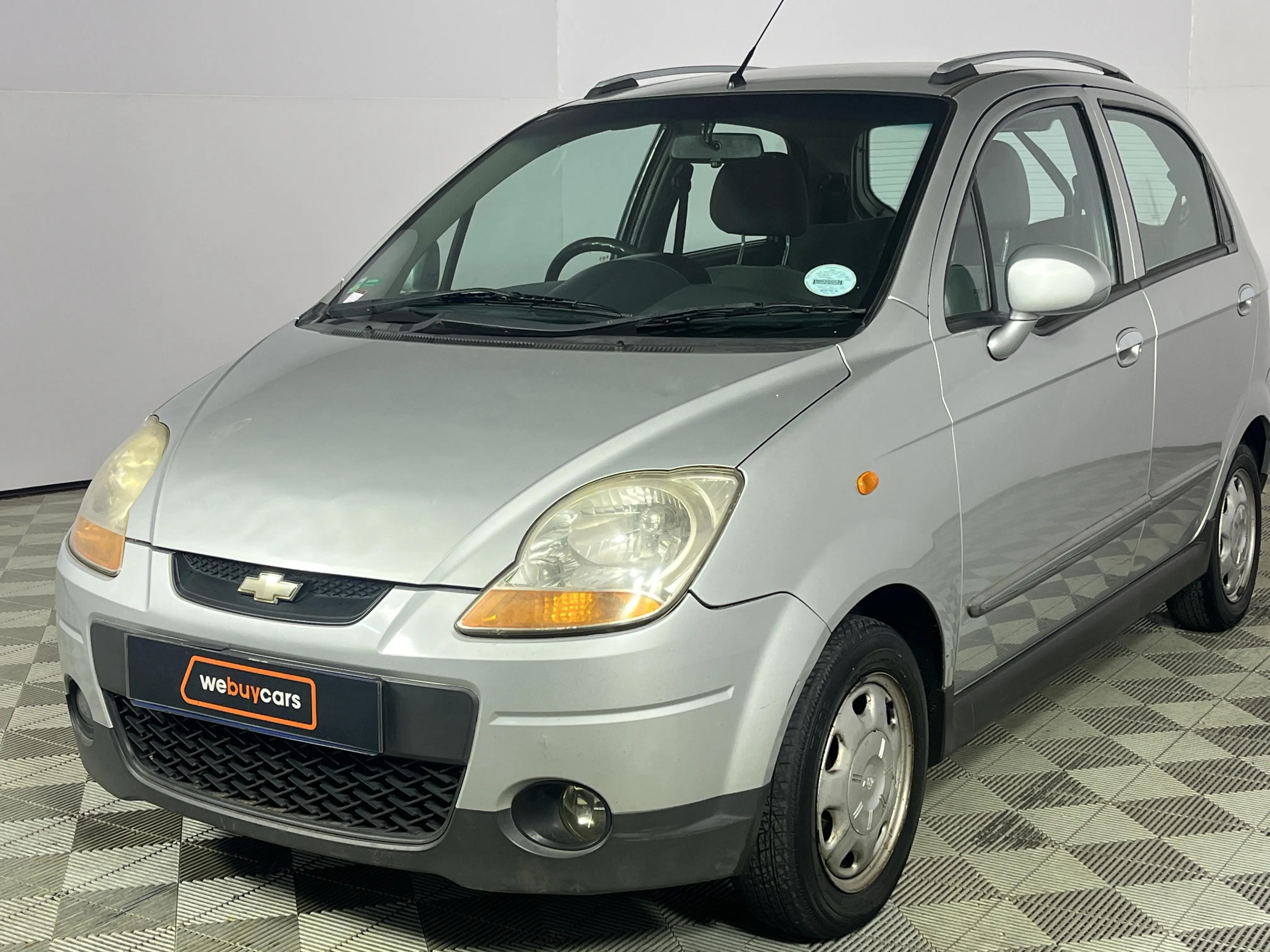 Chevrolet Spark Lite 1.0 LS for sale in KZN - Durban - Carfind.co.za ...