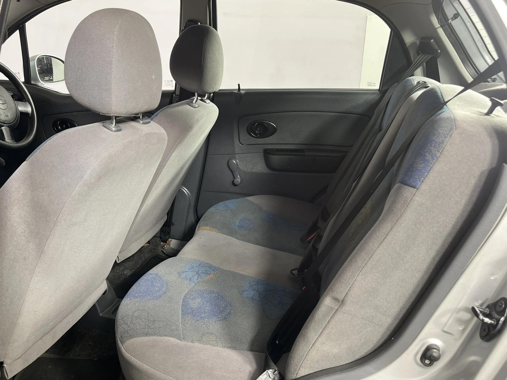 Chevrolet Spark Lite 1.0 LS for sale in Western Cape - Cape Town ...