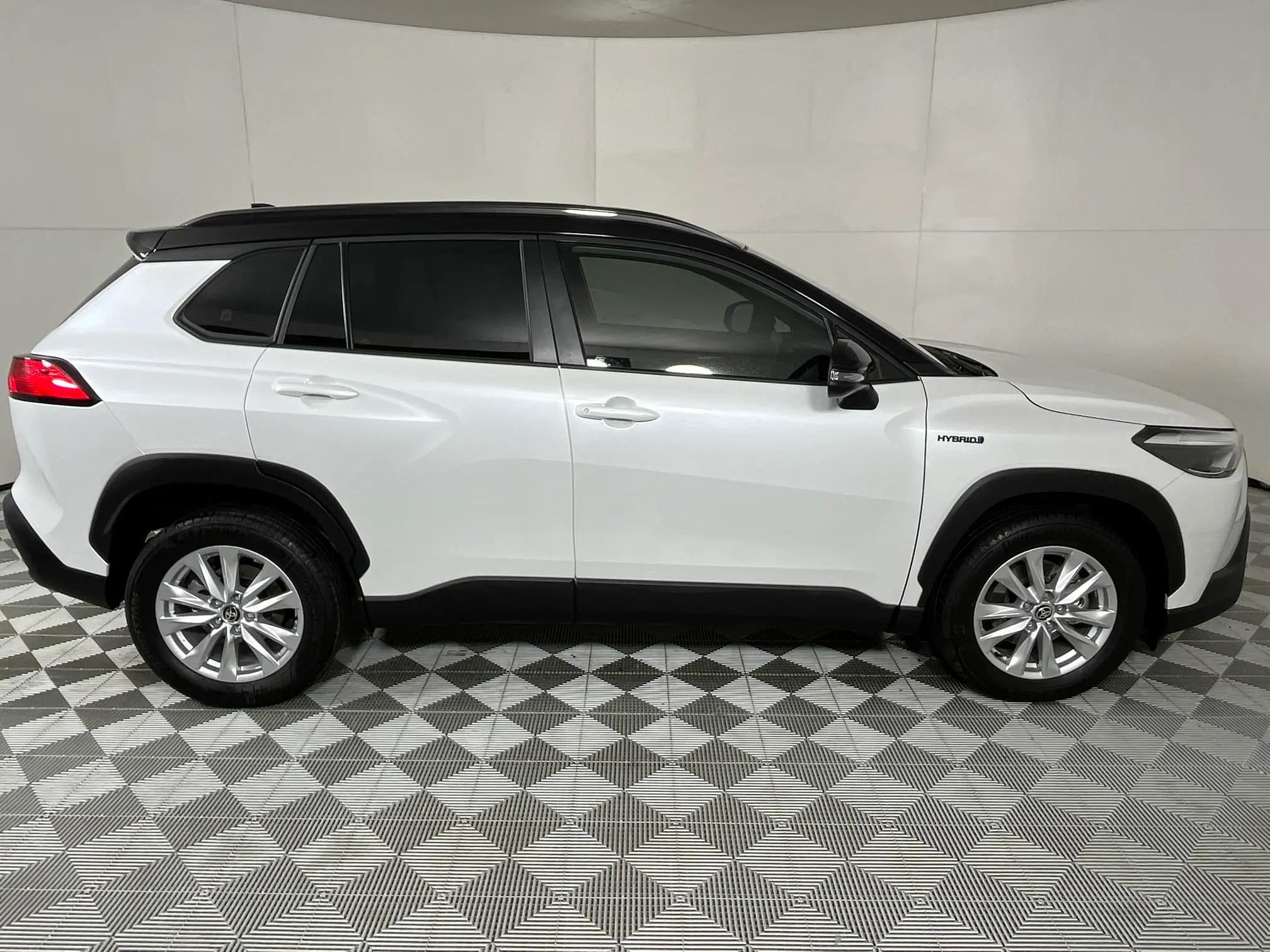 Toyota Corolla Cross 1.8 XS Hybrid for sale - R 475 900 | Carfind.co.za