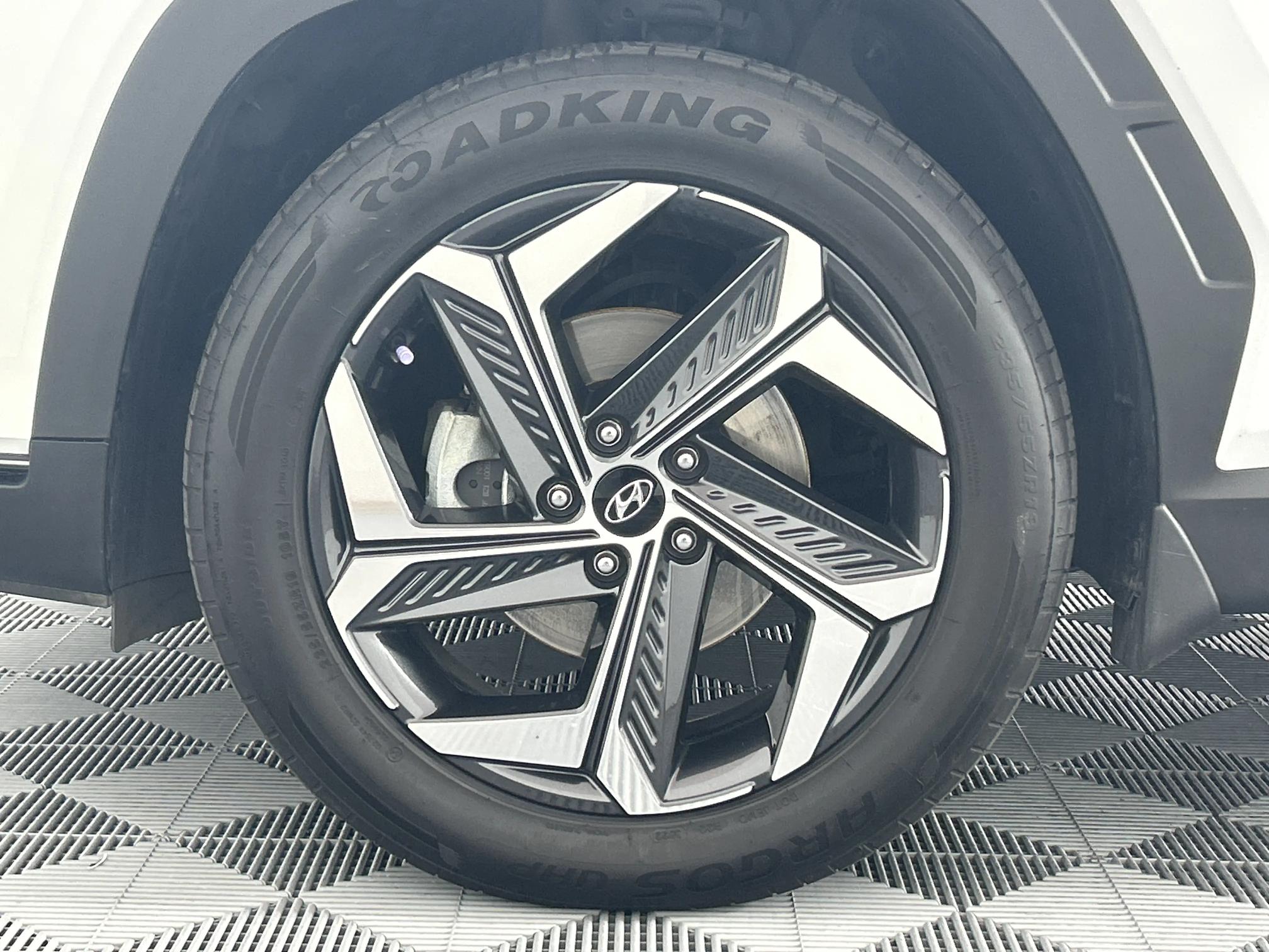 Hyundai Tucson R2.0D Elite Auto for sale in Western Cape - Cape Town ...