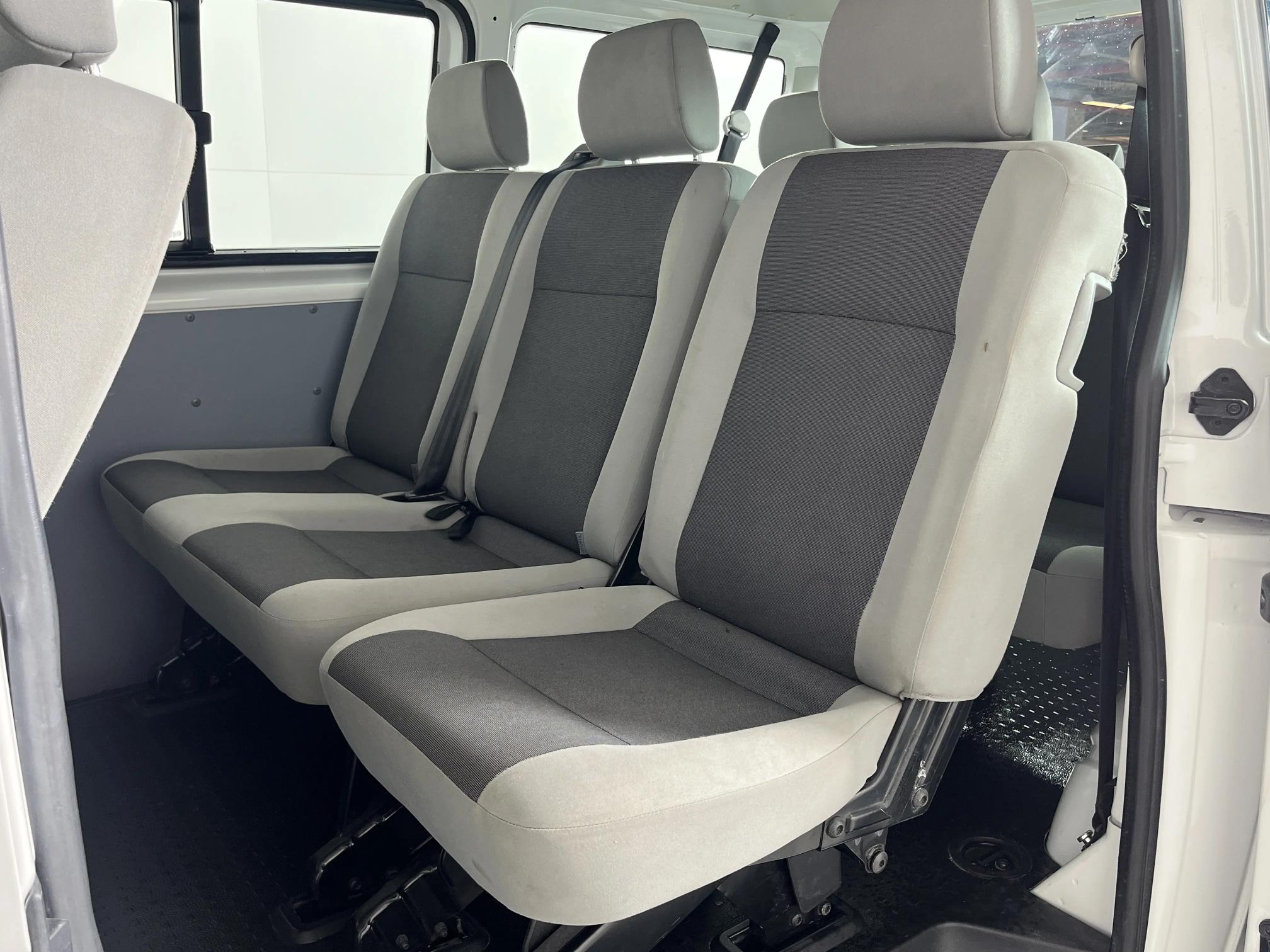 Volkswagen (VW) Transporter T5 Crew Bus 2.0 TDi (75 kW) SWB for sale in ...