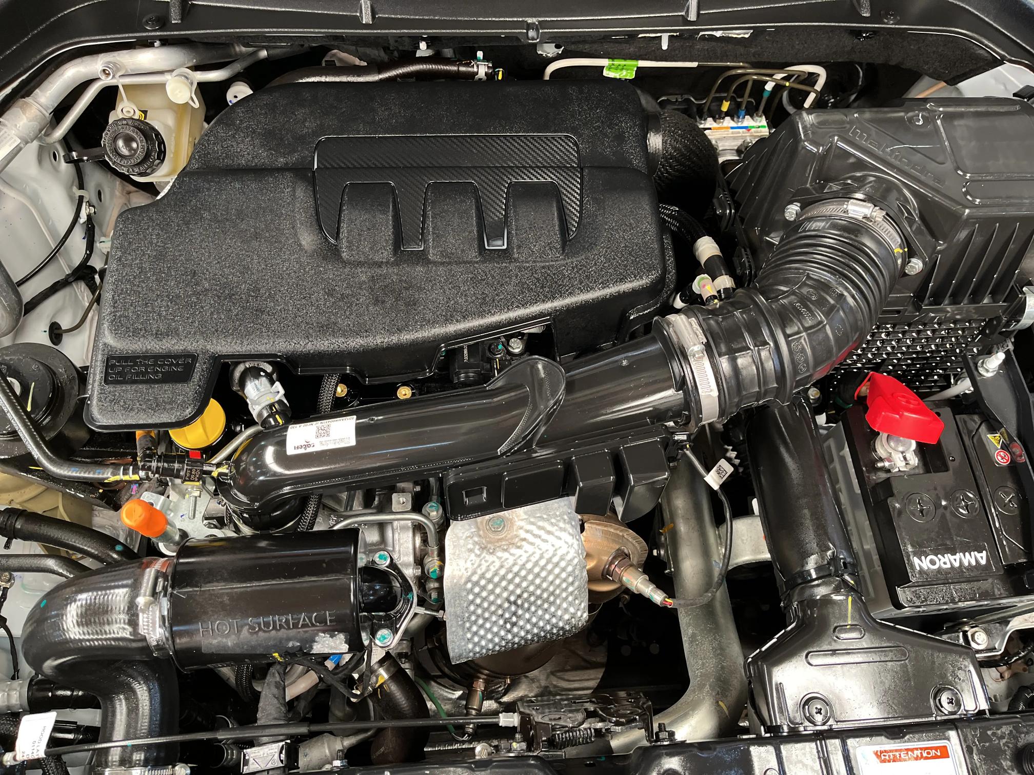 Mahindra XUV 3XO 1.2T AX5 Auto for sale in Gauteng - Johannesburg ...