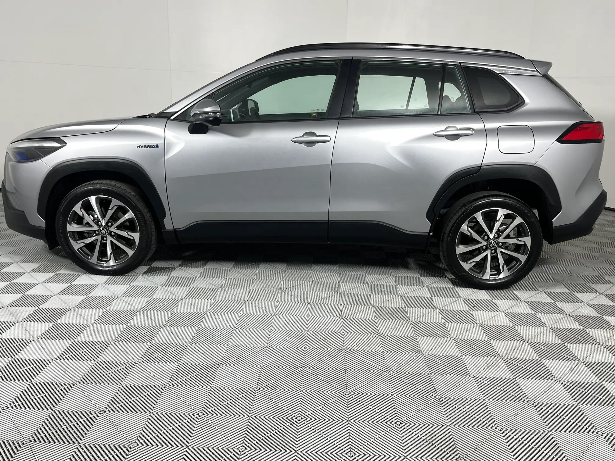 Toyota Corolla Cross 1.8 XR Hybrid for sale - R 489 900 | Carfind.co.za