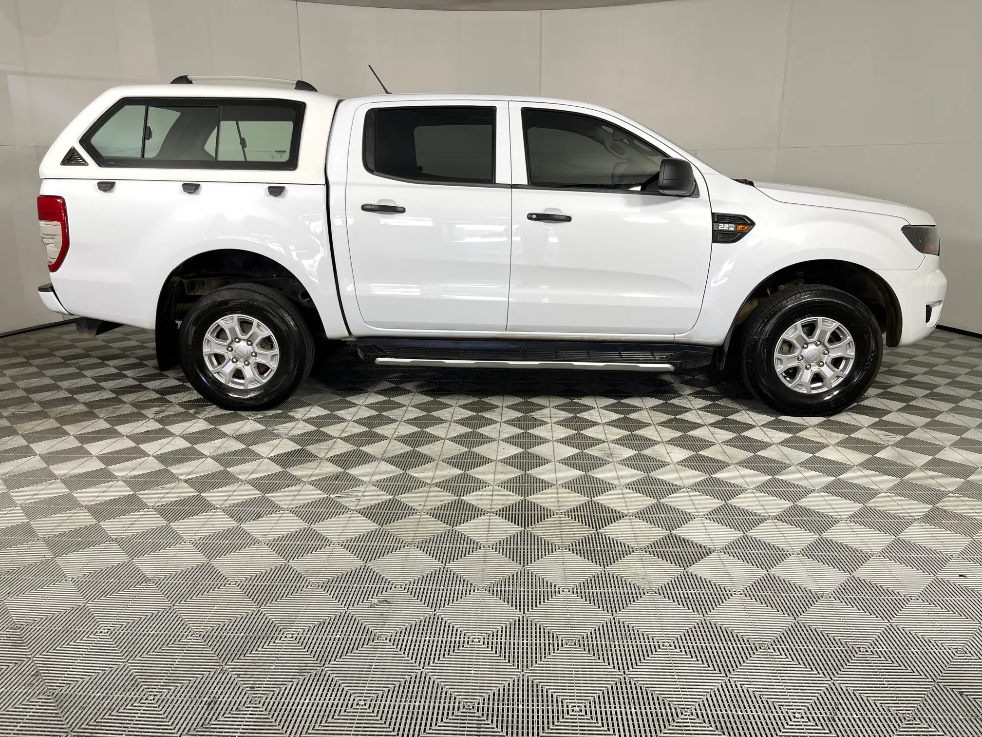 Used 2019 Ford Ranger 2.2tdci XL Auto Pick Up Double Cab for sale ...