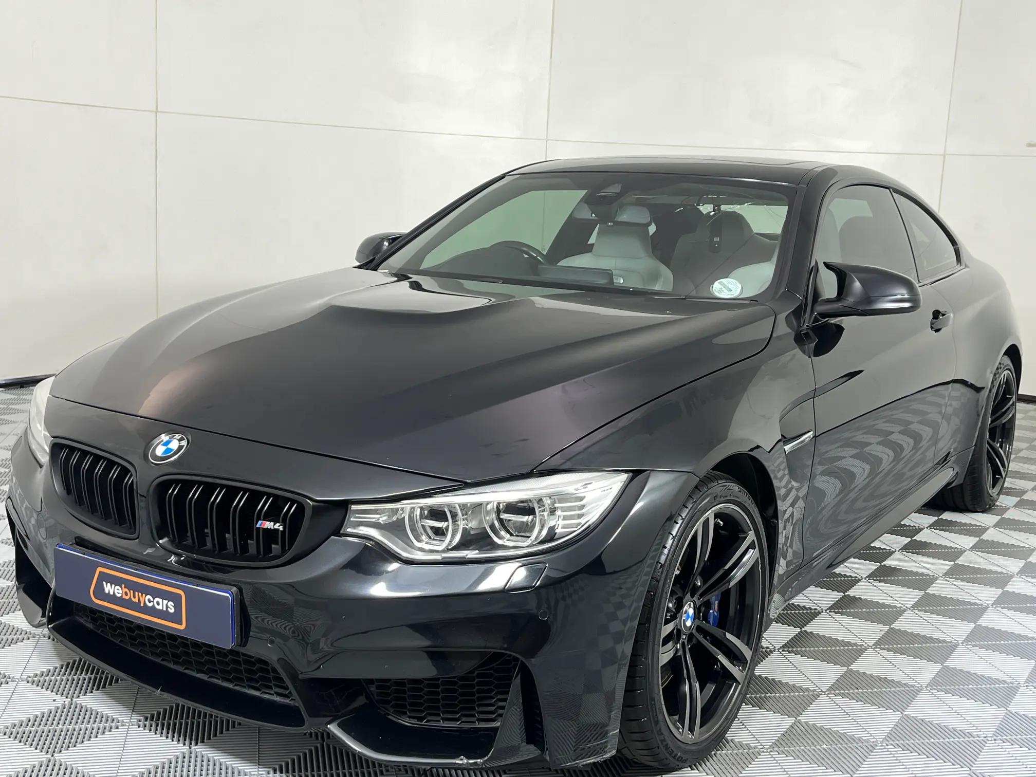 2015 BMW M4 Coupe M-DCT