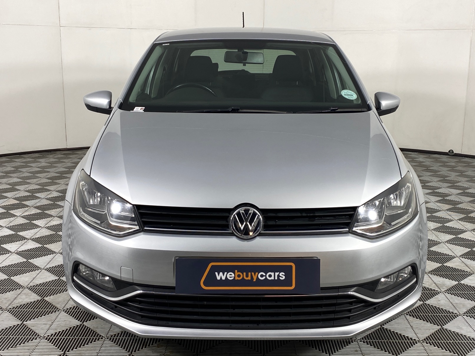 Used 2015 Volkswagen Polo 1.2 TSI Comfortline (66 KW) for sale | WeBuyCars