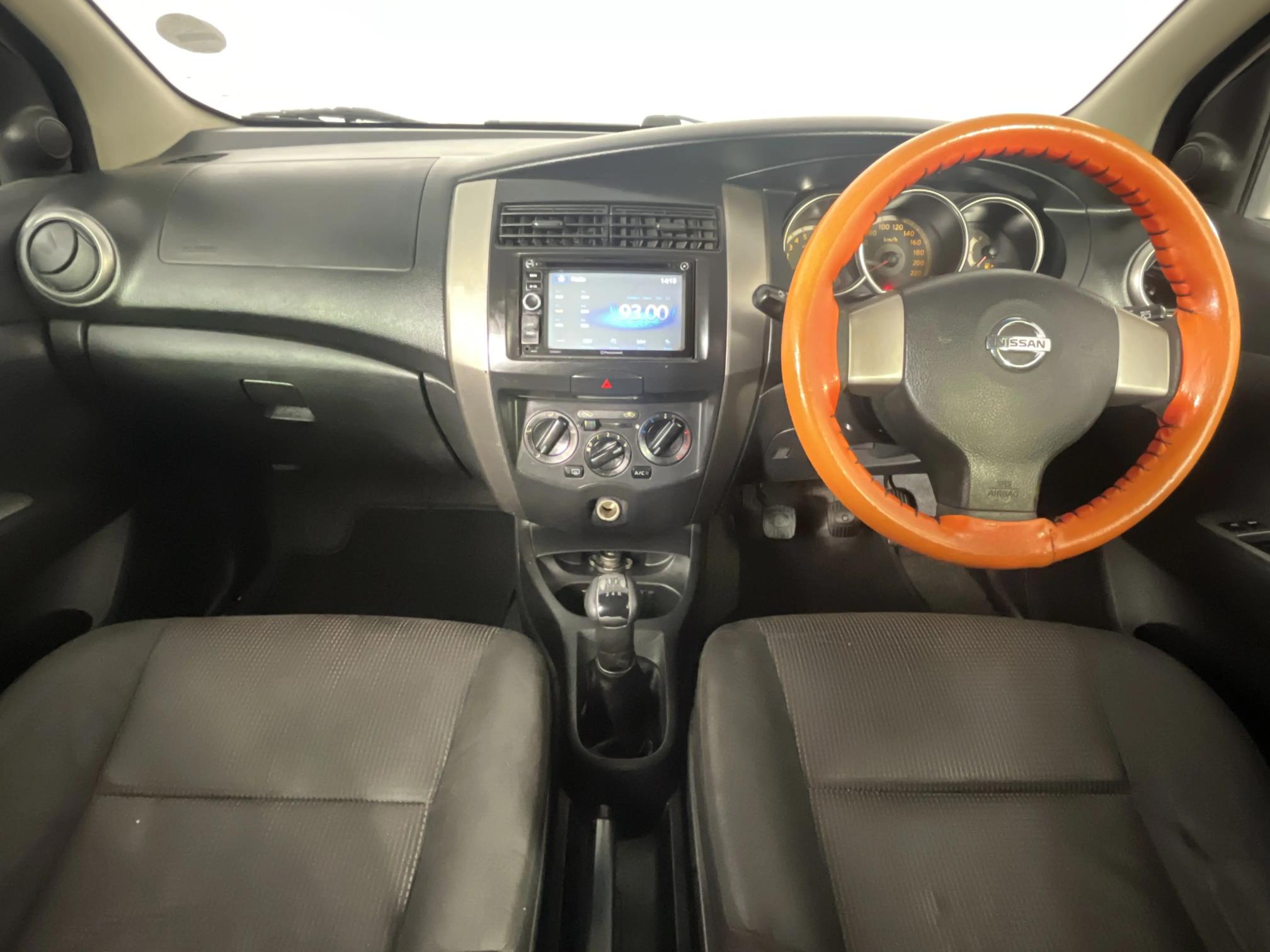 Nissan Livina 1.6 Acenta+ X-Gear for sale in Western Cape - Cape Town ...