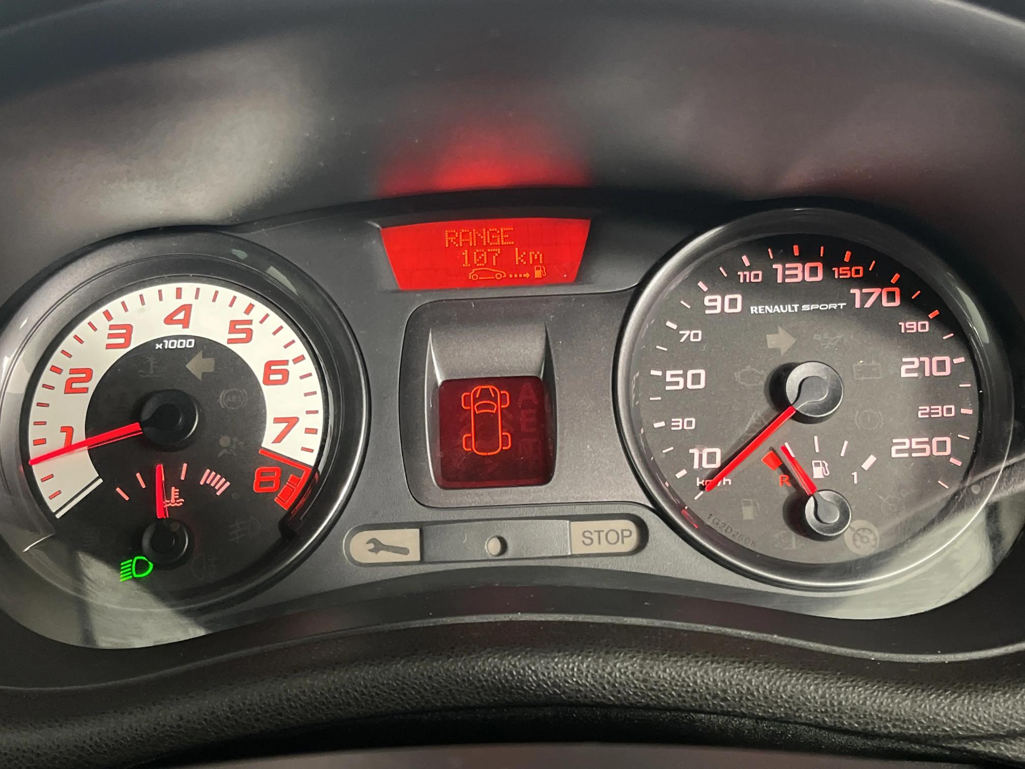 Renault Clio III 2.0 RS Red Bull Edition for sale in Eastern Cape ...