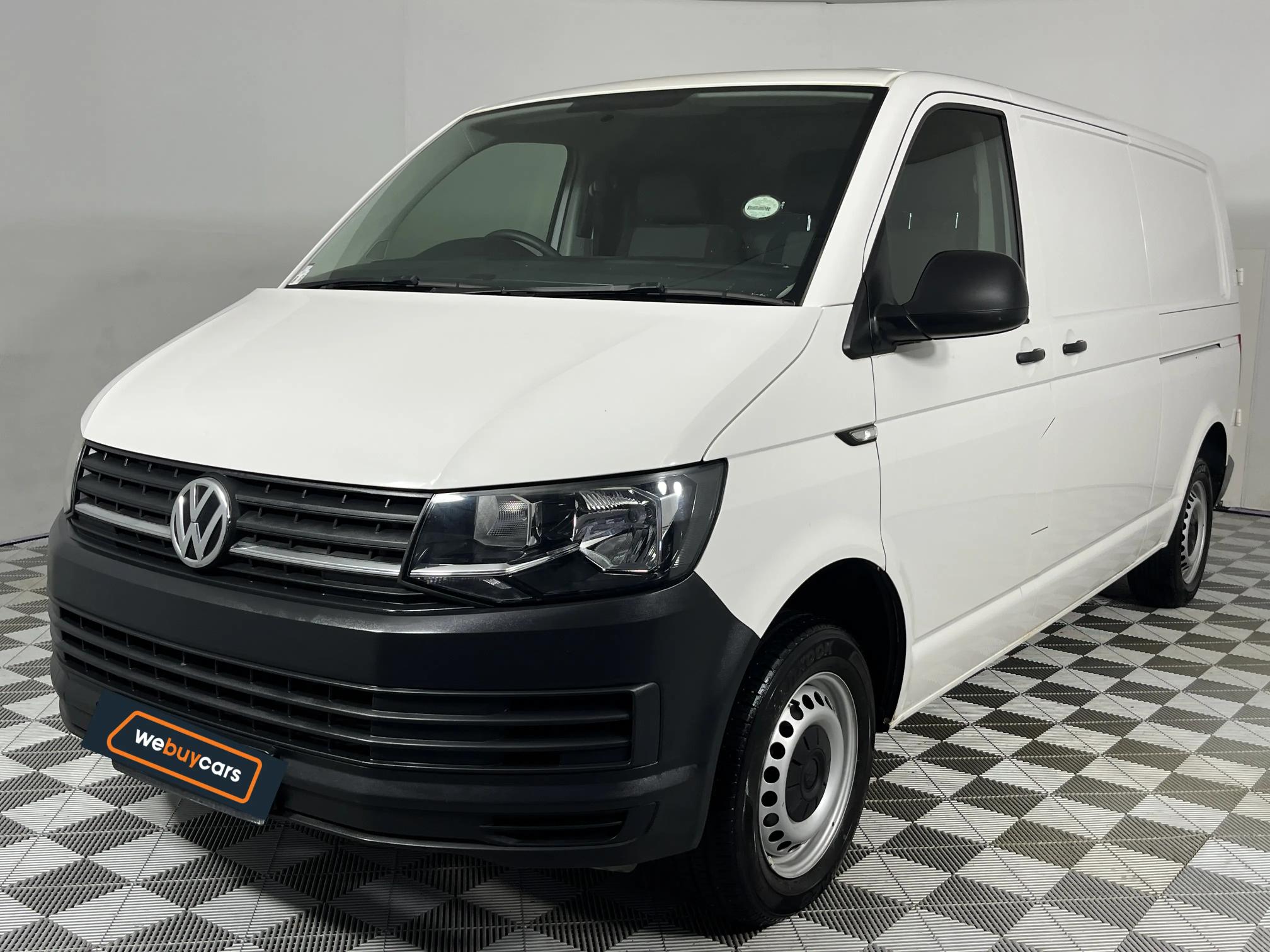Volkswagen (VW) Transporter T6 2.0 TDi (103 kW) DSG Panel Van LWB for ...