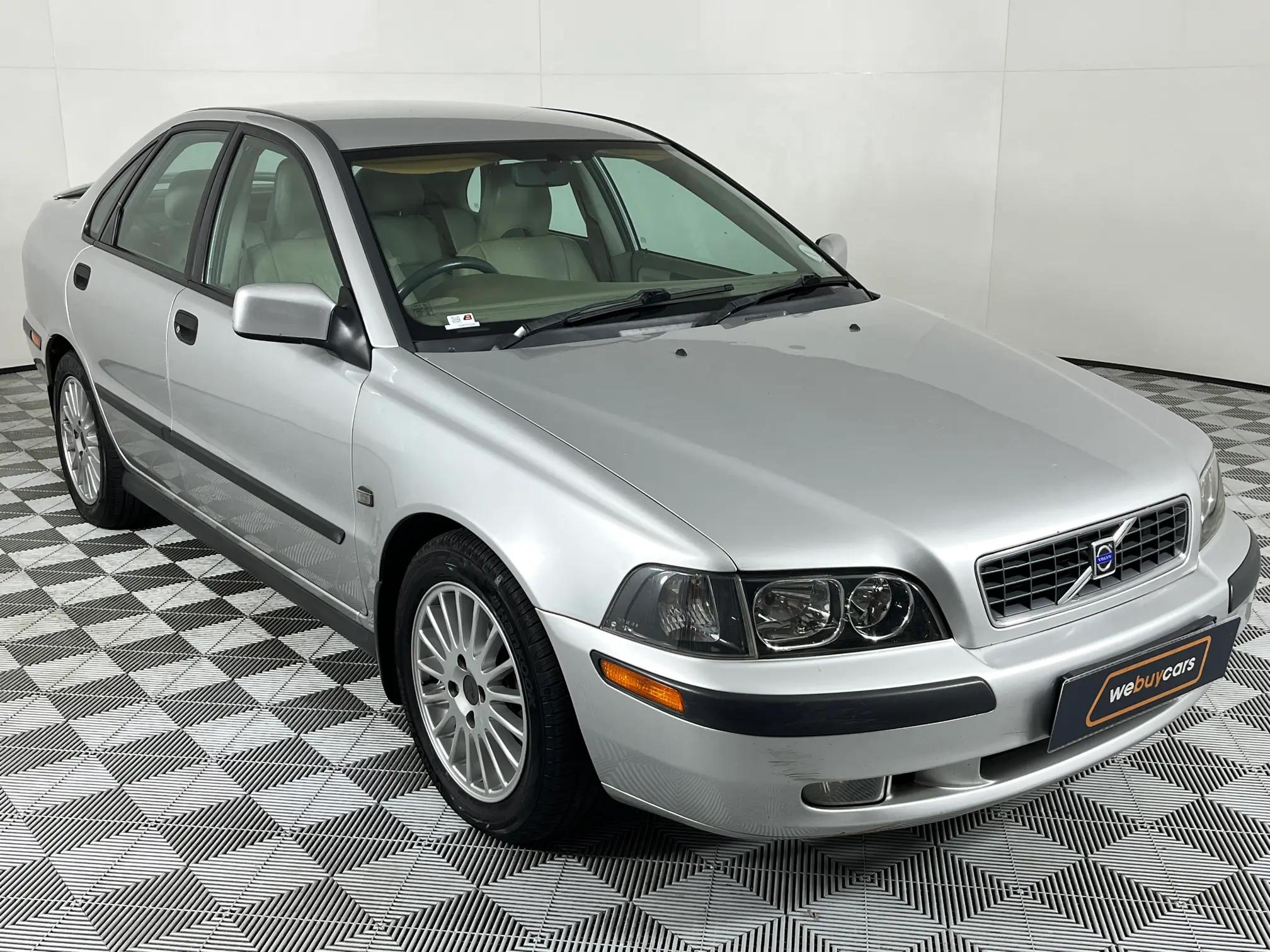 Volvo S40 T4 Auto for sale - R 36 900 | Carfind.co.za
